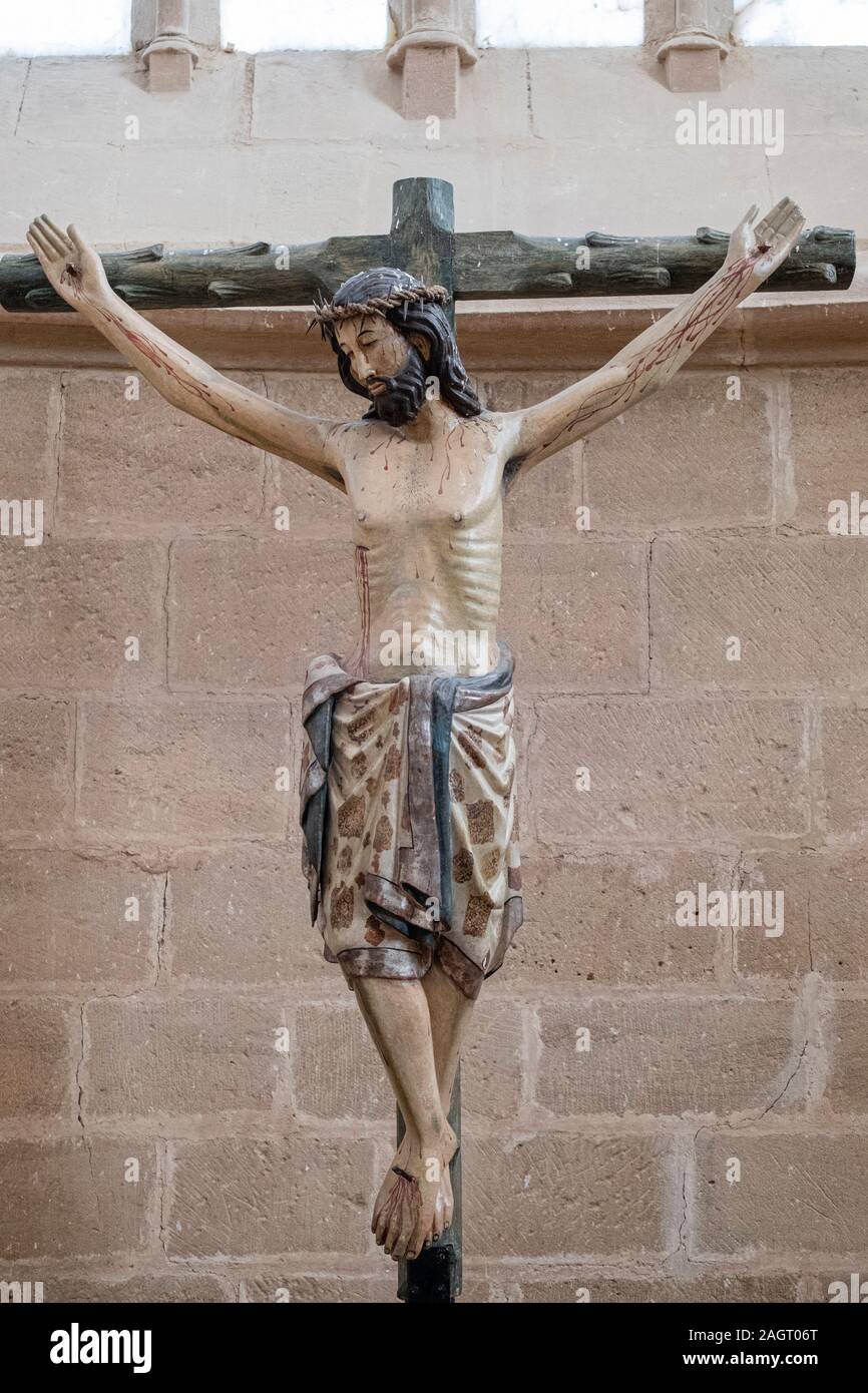 imagen de Jesús crucificado, siglo XIV, madera policromada, estilo de ...