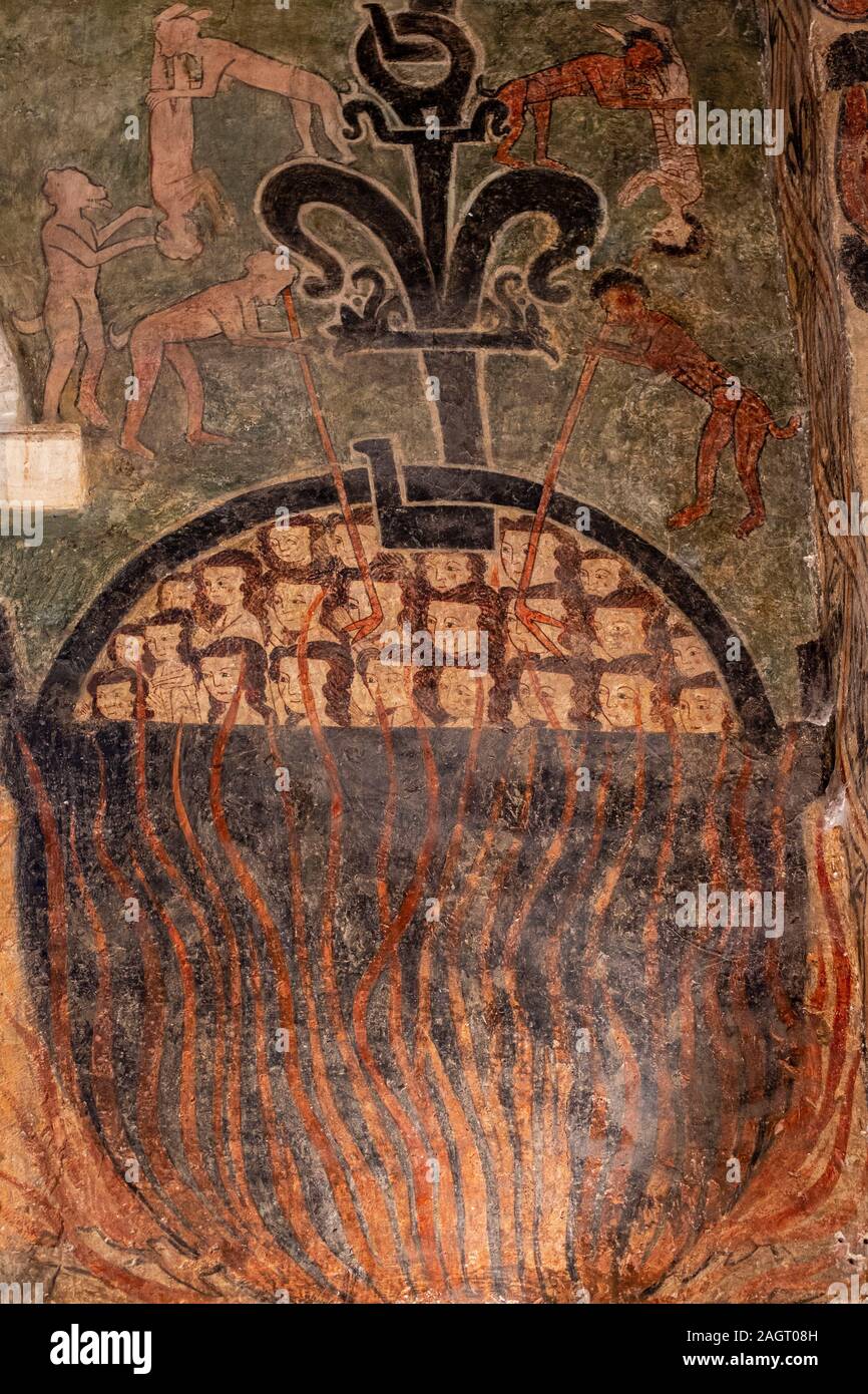 caldera de Pedro Botero, pinturas góticas, Iglesia de San Martín de ...