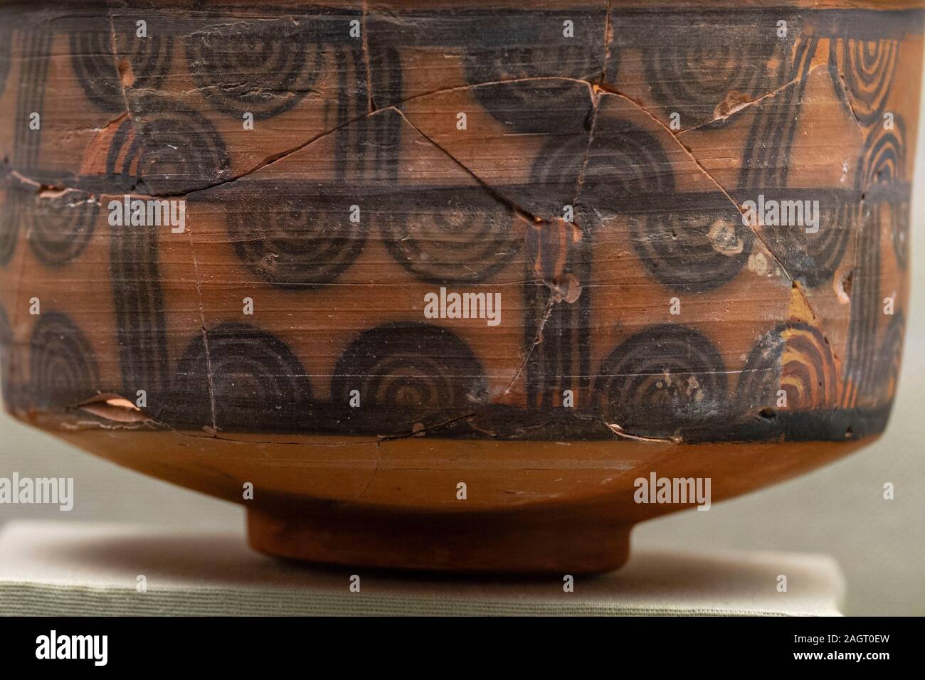 vasija celtibera , siglos IV-I a.C, Cerro de San Miguel, Arnedo, Museo ...