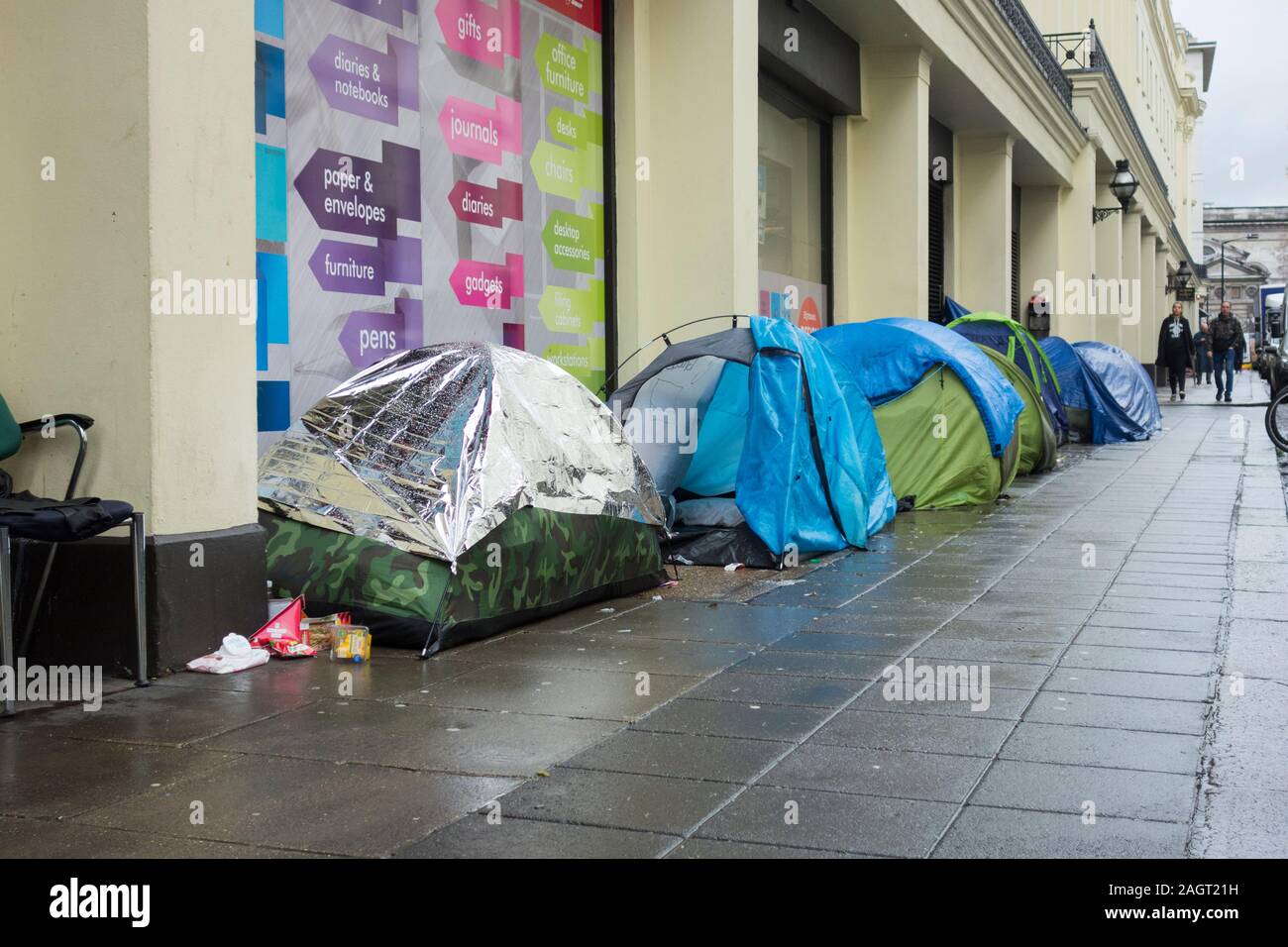 Rough sleepers hi-res stock photography and images - Alamy