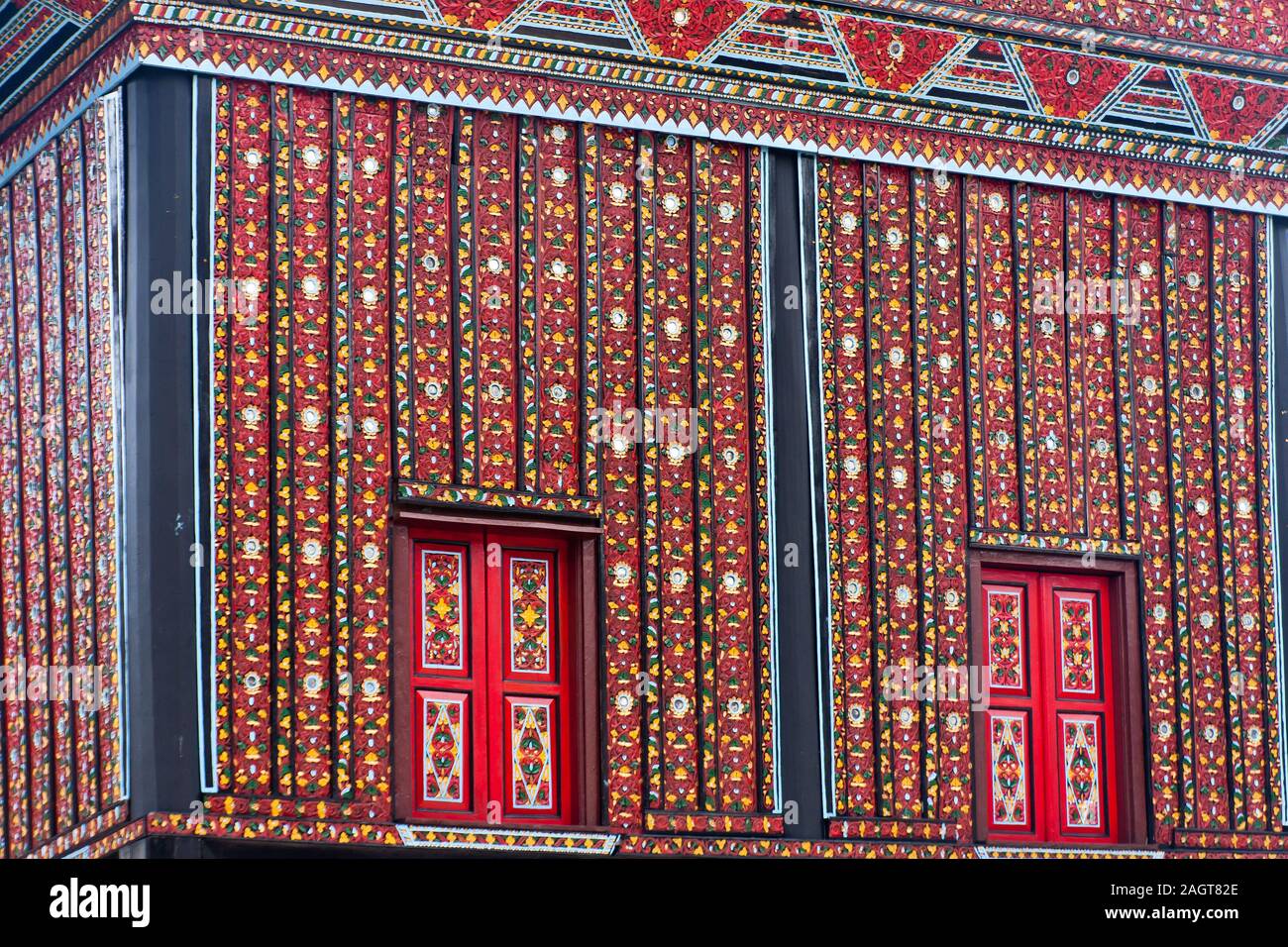 Traditional Indonesian decoration of house exterior Stock Photo - Alamy