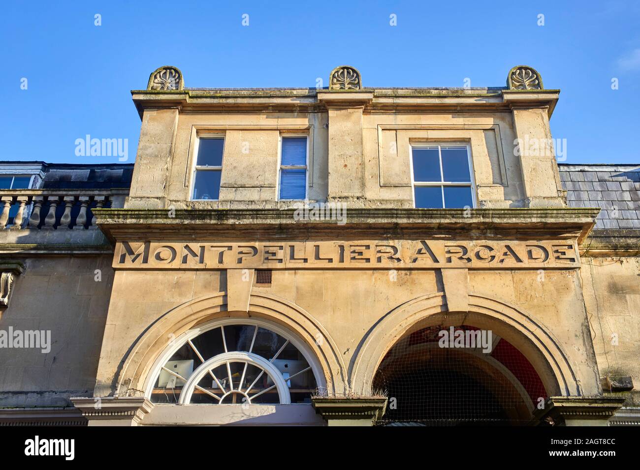 Recessed arch hi-res stock photography and images - Alamy