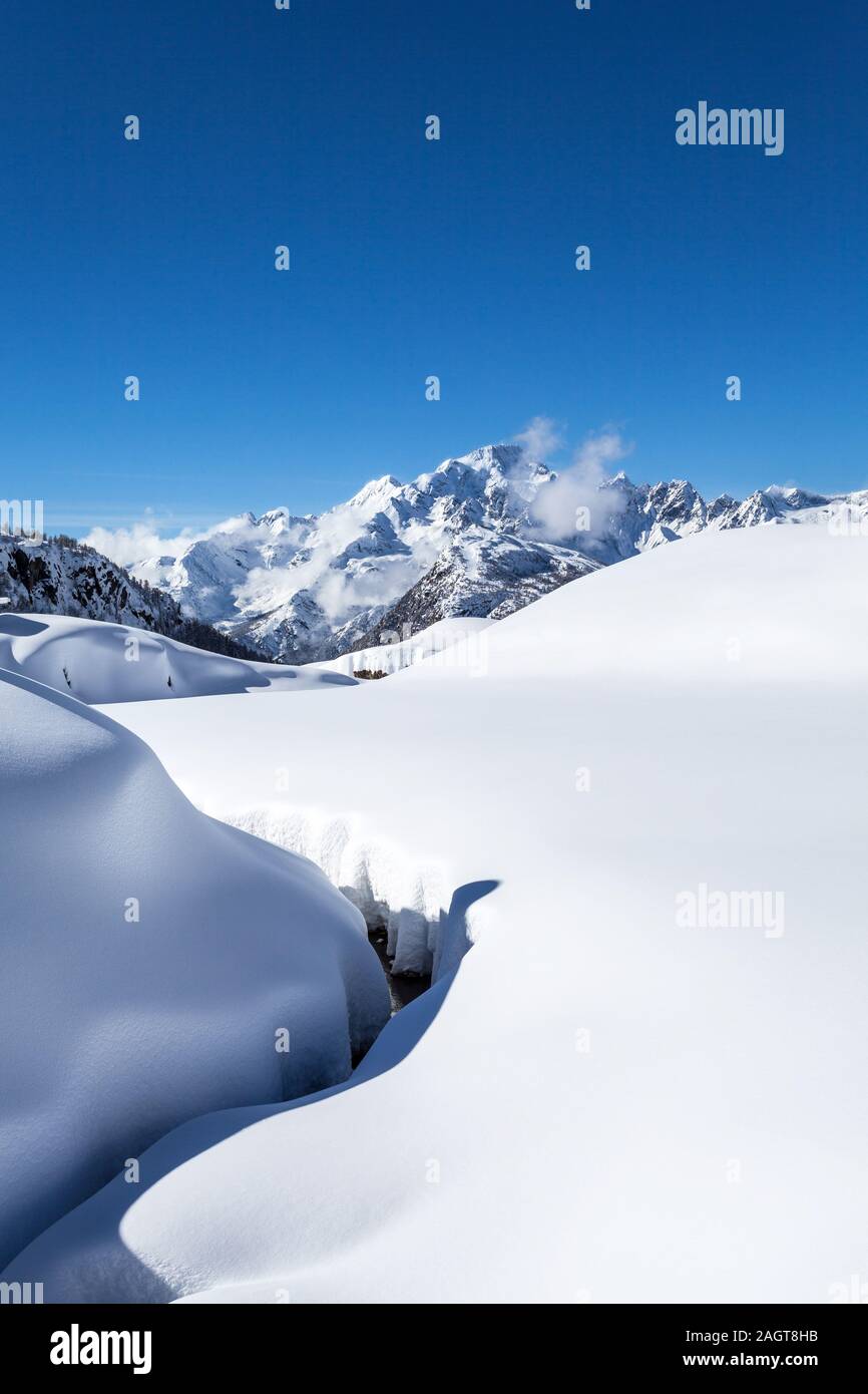 Mount disgrazia hi-res stock photography and images - Alamy