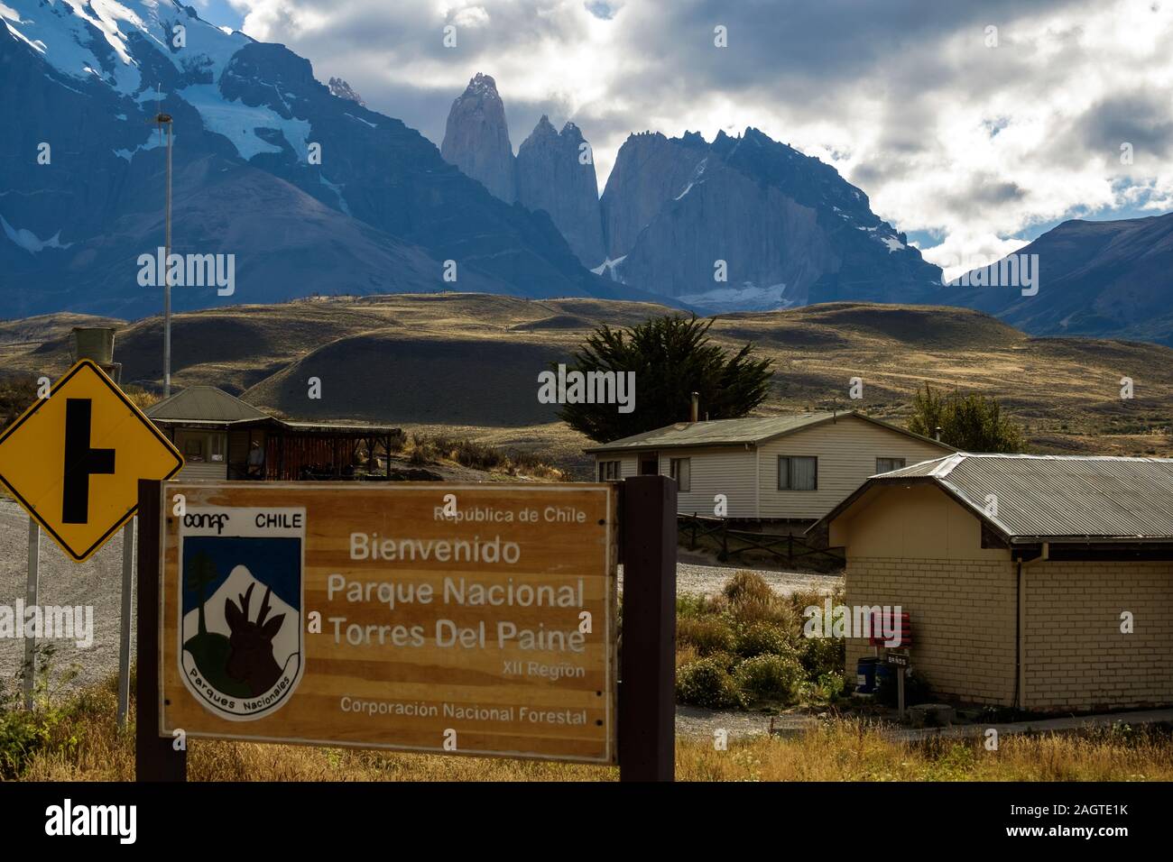 Cordillera del paine hi-res stock photography and images - Alamy