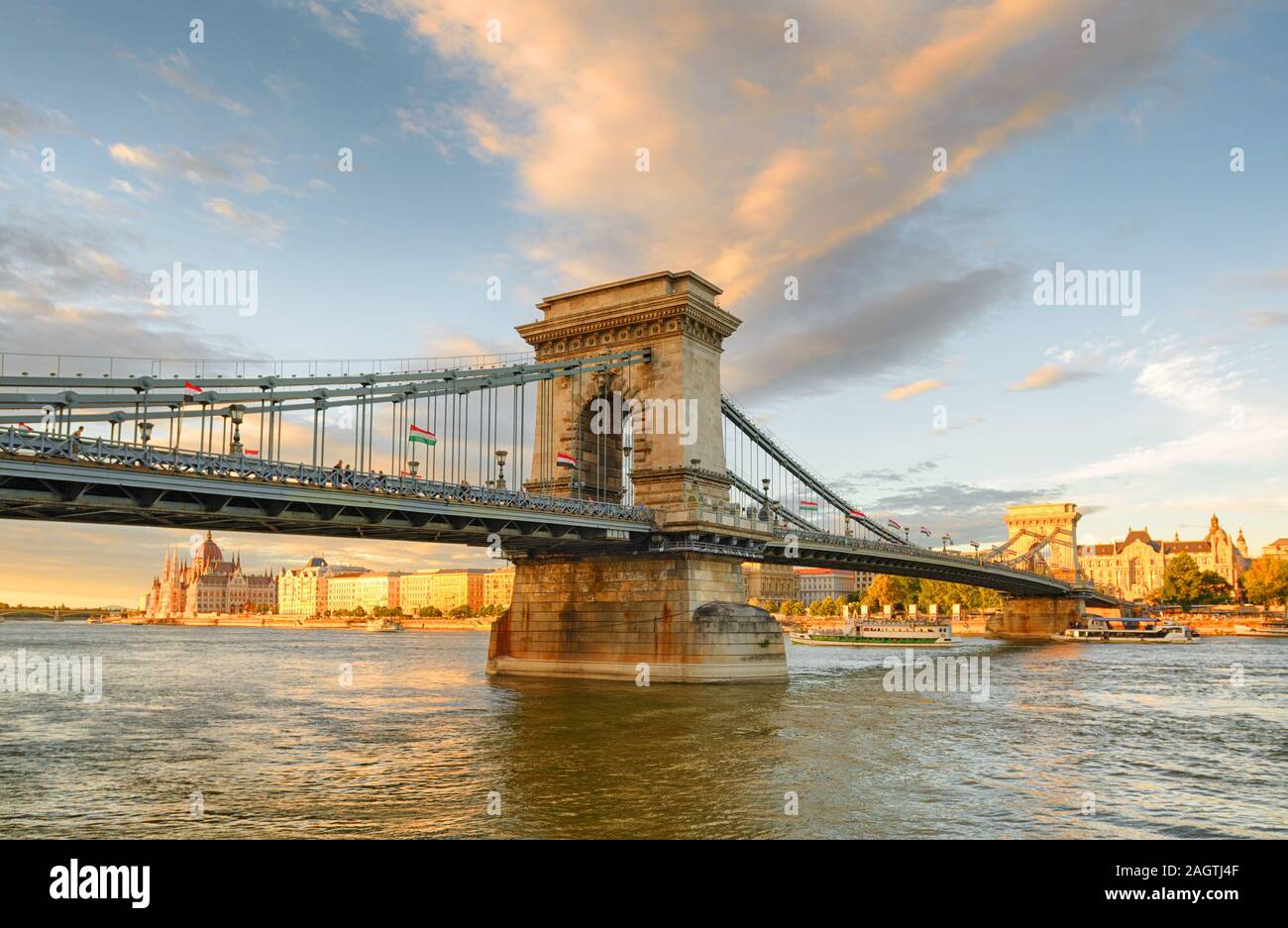 Chain bridge in Budapest Stock Photo - Alamy
