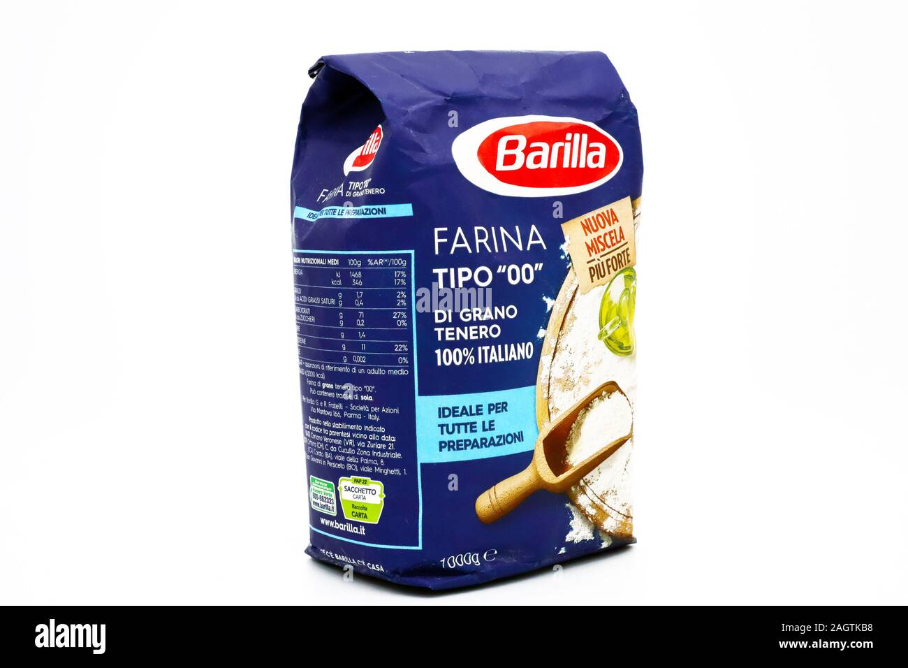 BARILLA 100% Italian Wheat Flour Stock Photo - Alamy
