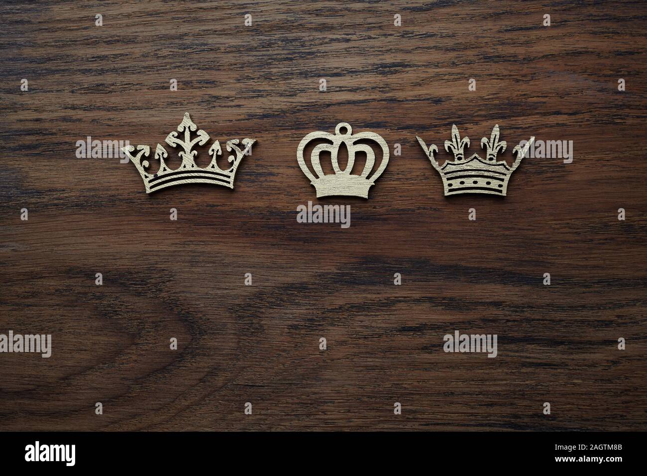 Three crown square hi-res stock photography and images - Alamy