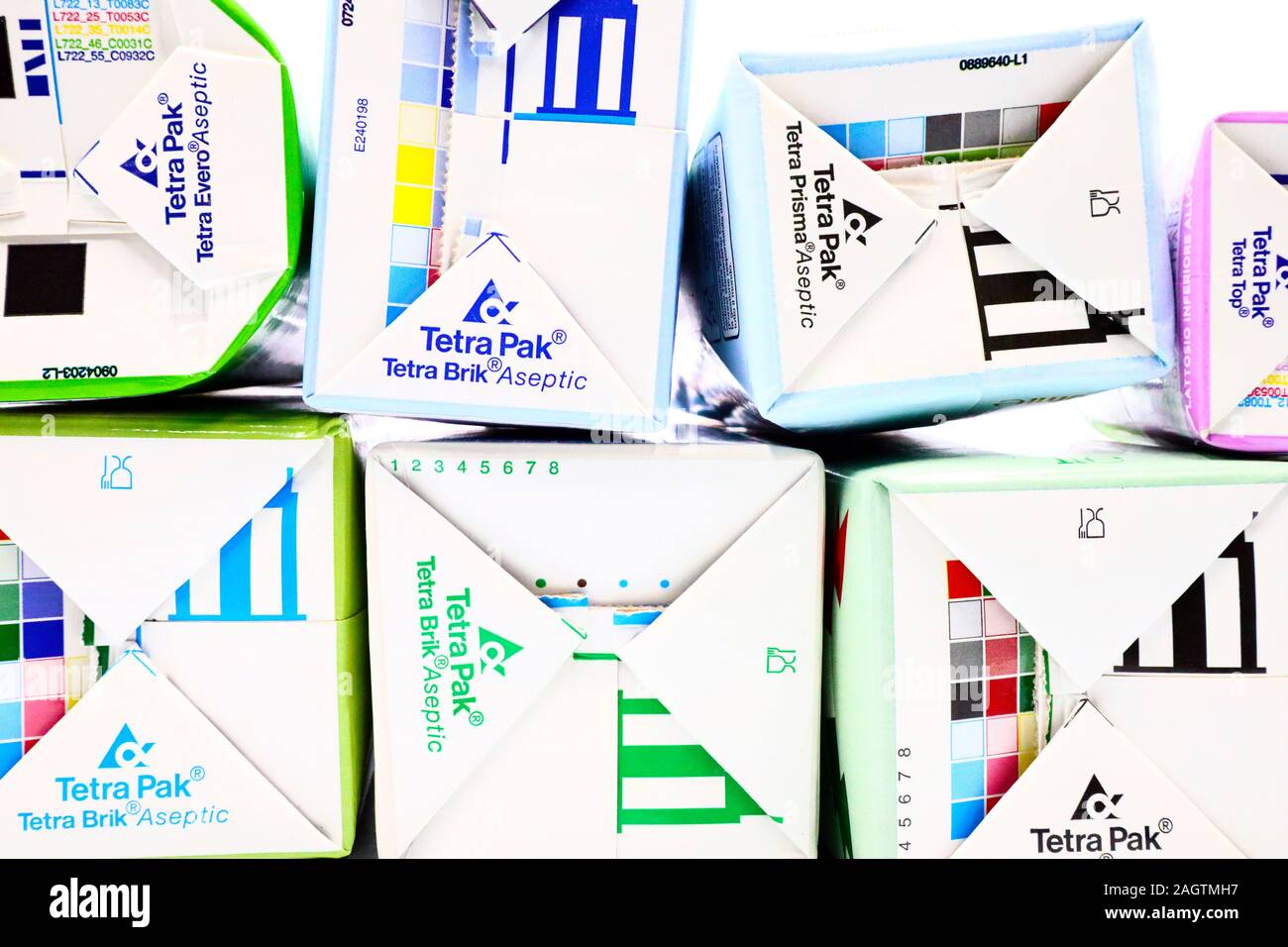 Tetra pak logo hi-res stock photography and images - Alamy
