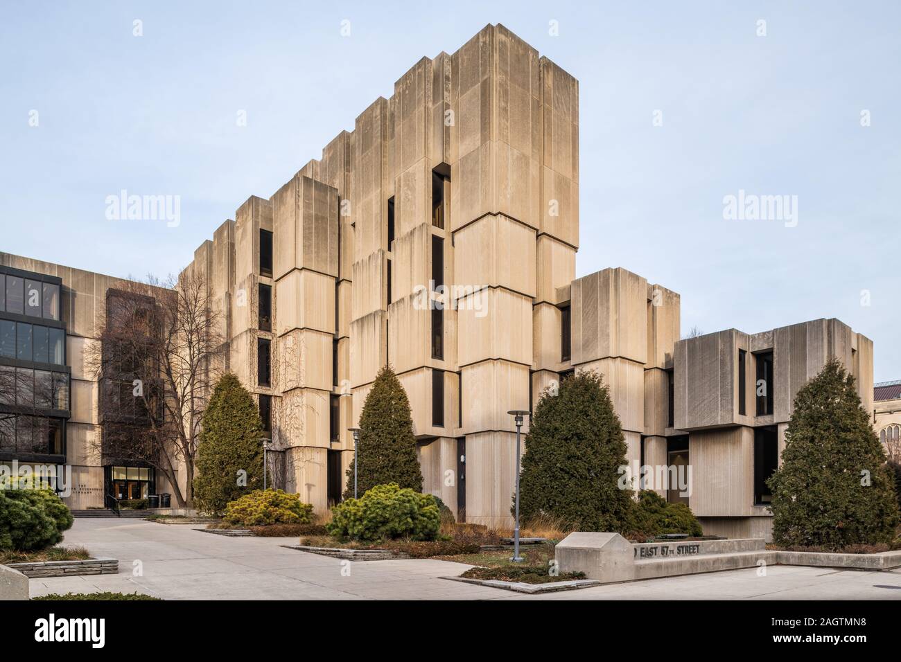 Library University Of Chicago High Resolution Stock Photography and ...