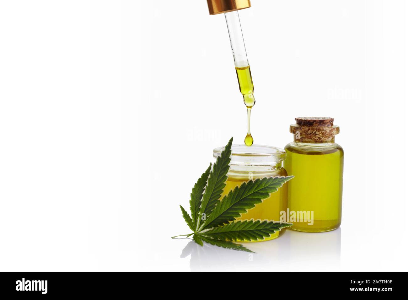 Glass dropper bottle cannabis Cut Out Stock Images & Pictures - Alamy