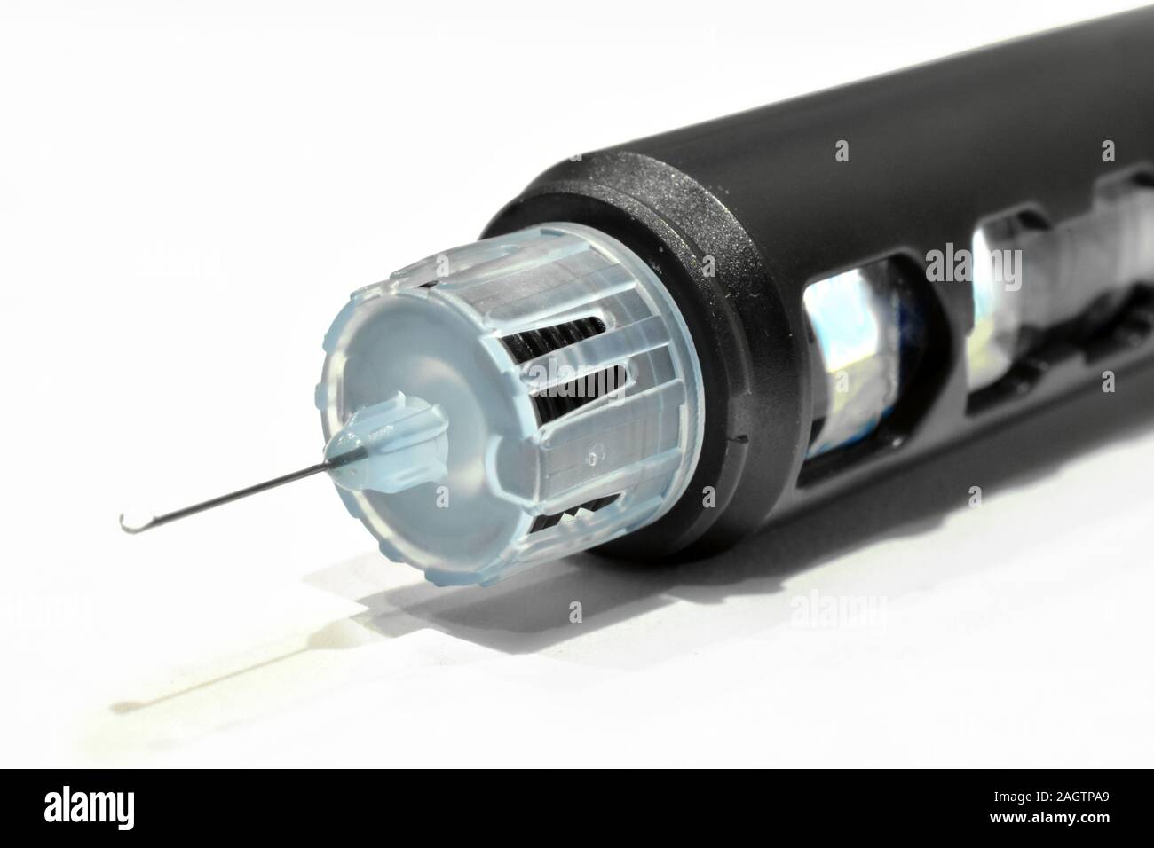insulin pen injection device healthcare self treatment Stock Photo - Alamy