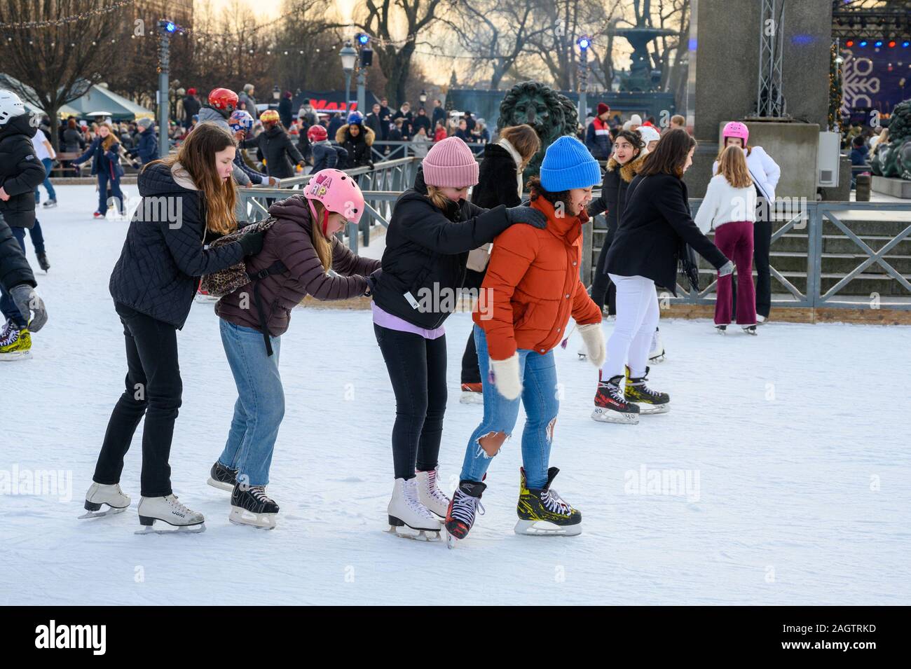 Sweden, Stockholm, December 18, 2019: Winter atmosphere of the city ...