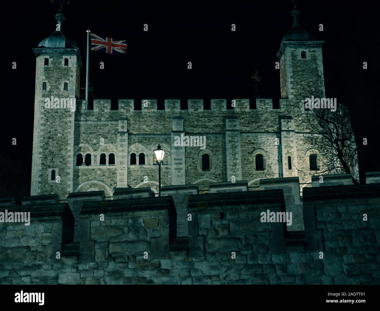 Black and White, William the Conqueror Castle, The White Tower, Tower ...