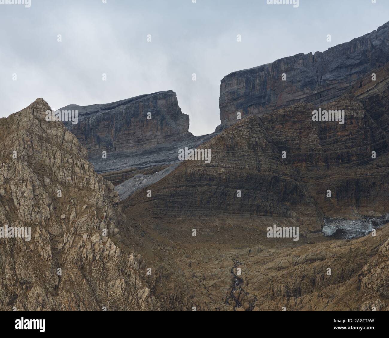 Brèche de roland, the pyrenees hi-res stock photography and images - Alamy