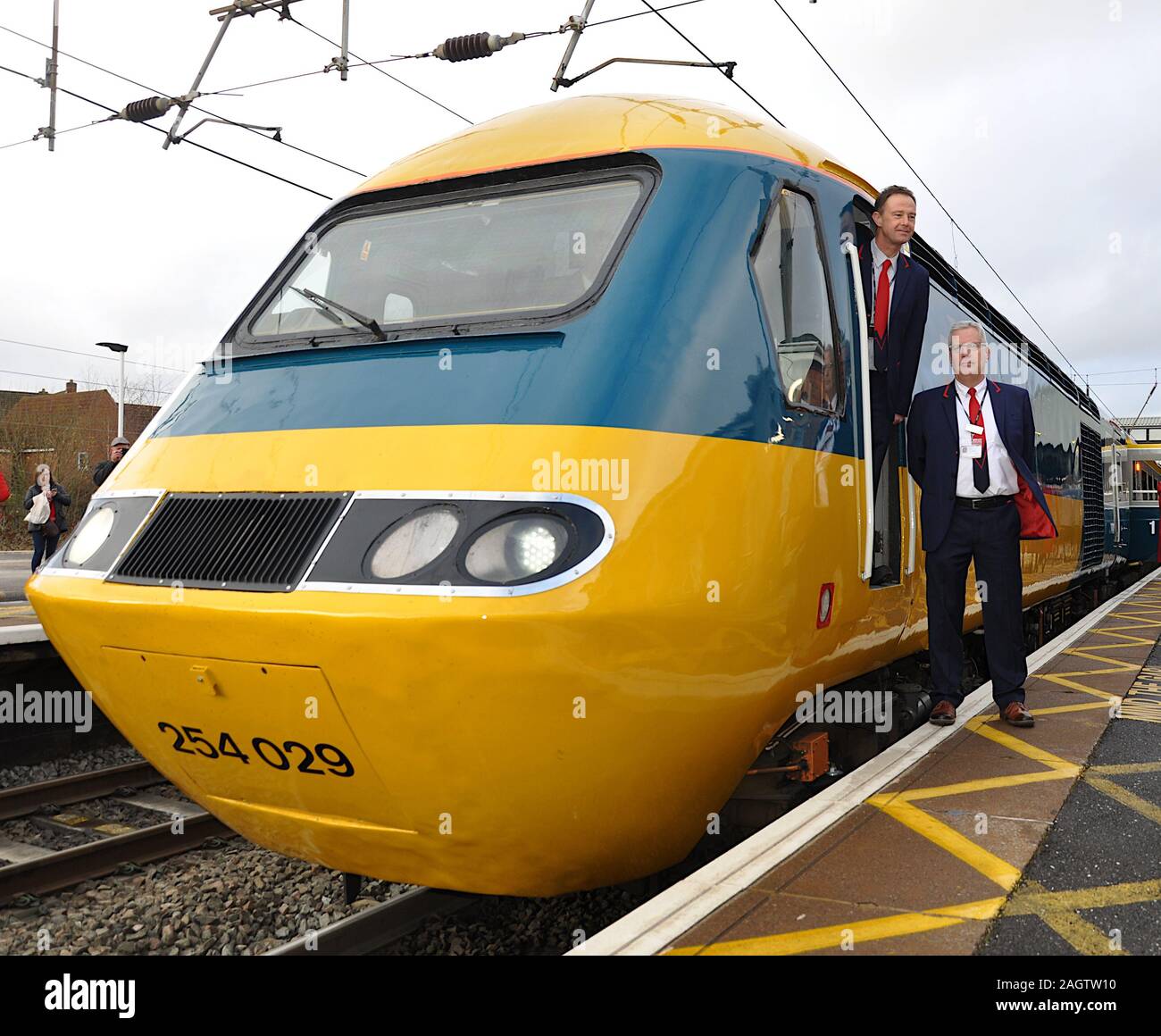Hs2 train model hi-res stock photography and images - Alamy