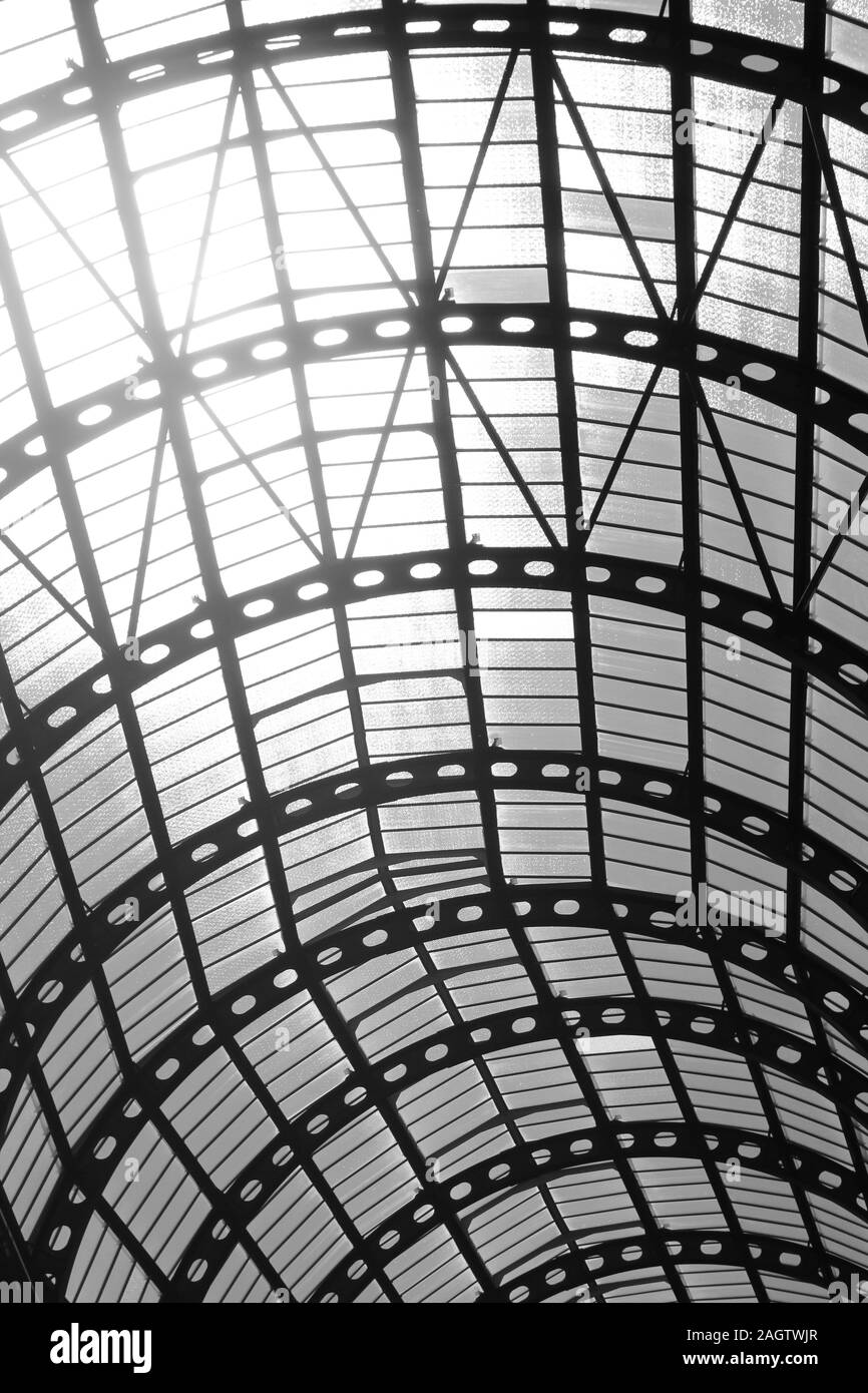 Glass rooftop hi-res stock photography and images - Alamy