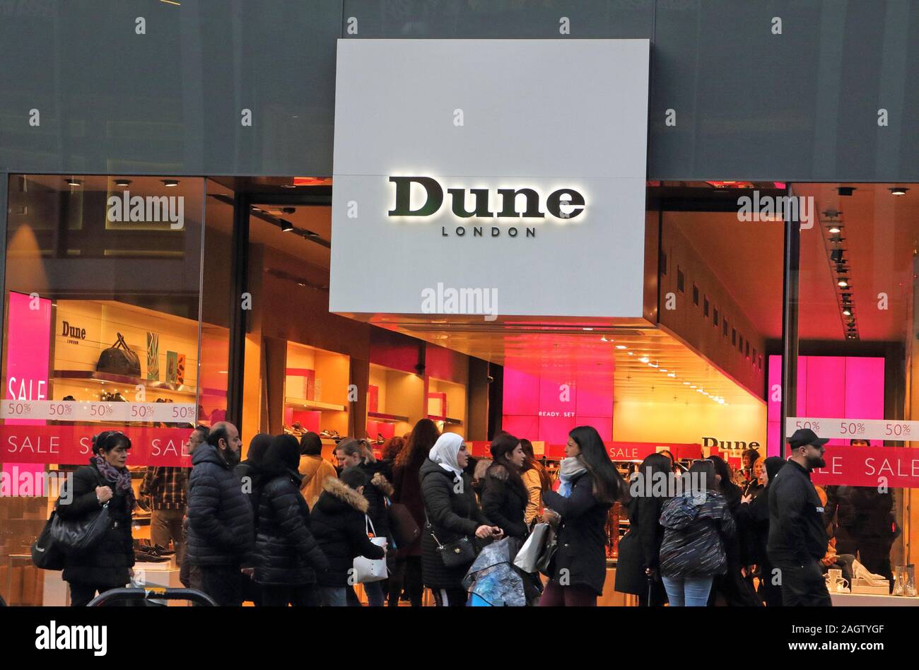 Premier stores sign hi-res stock photography and images - Alamy