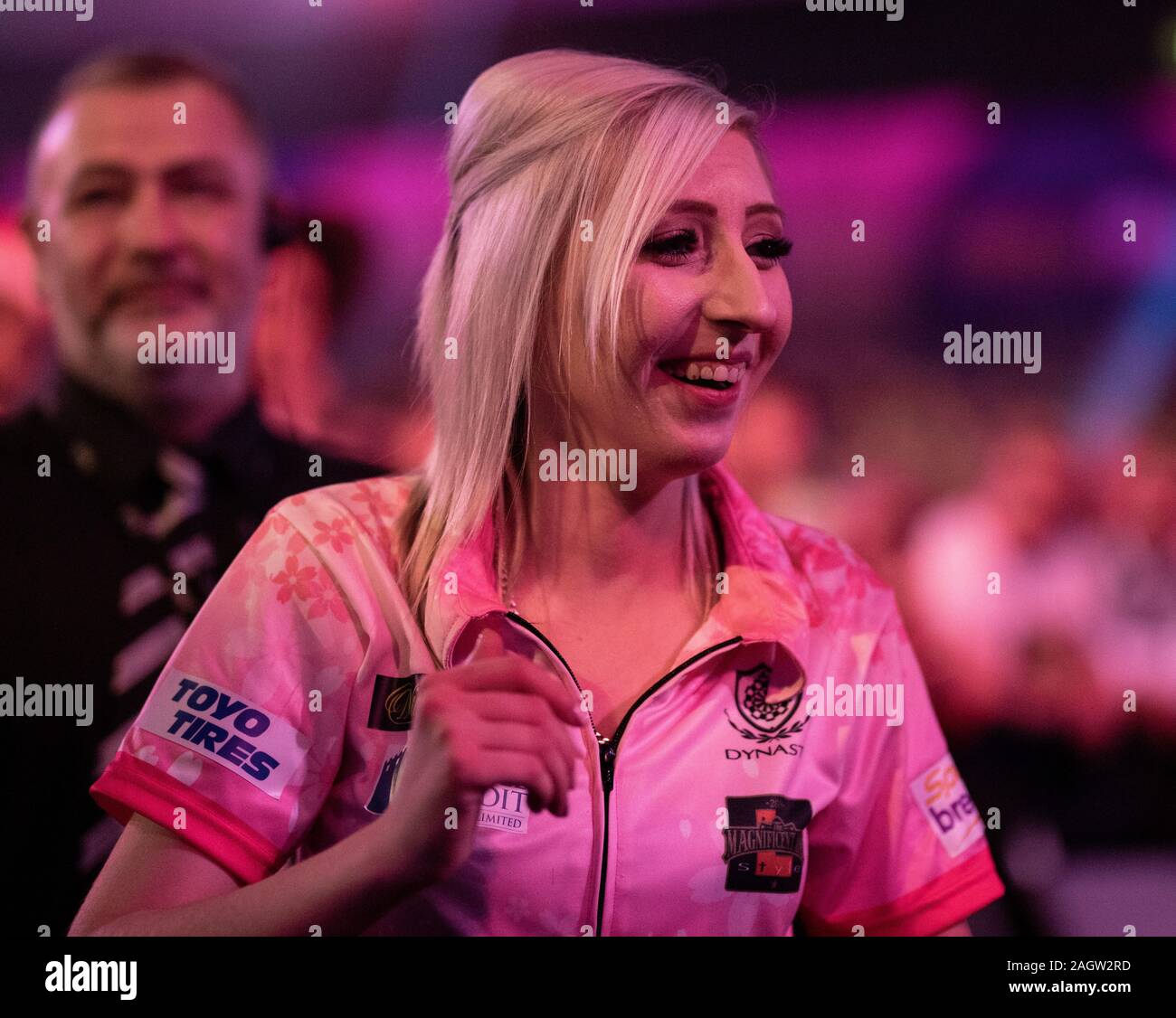 Fallon Sherrock celebrates after winning to go into the 3rd round ...