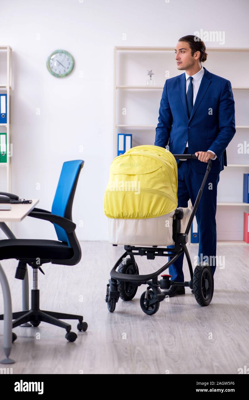 Workaholic dad hi-res stock photography and images - Alamy