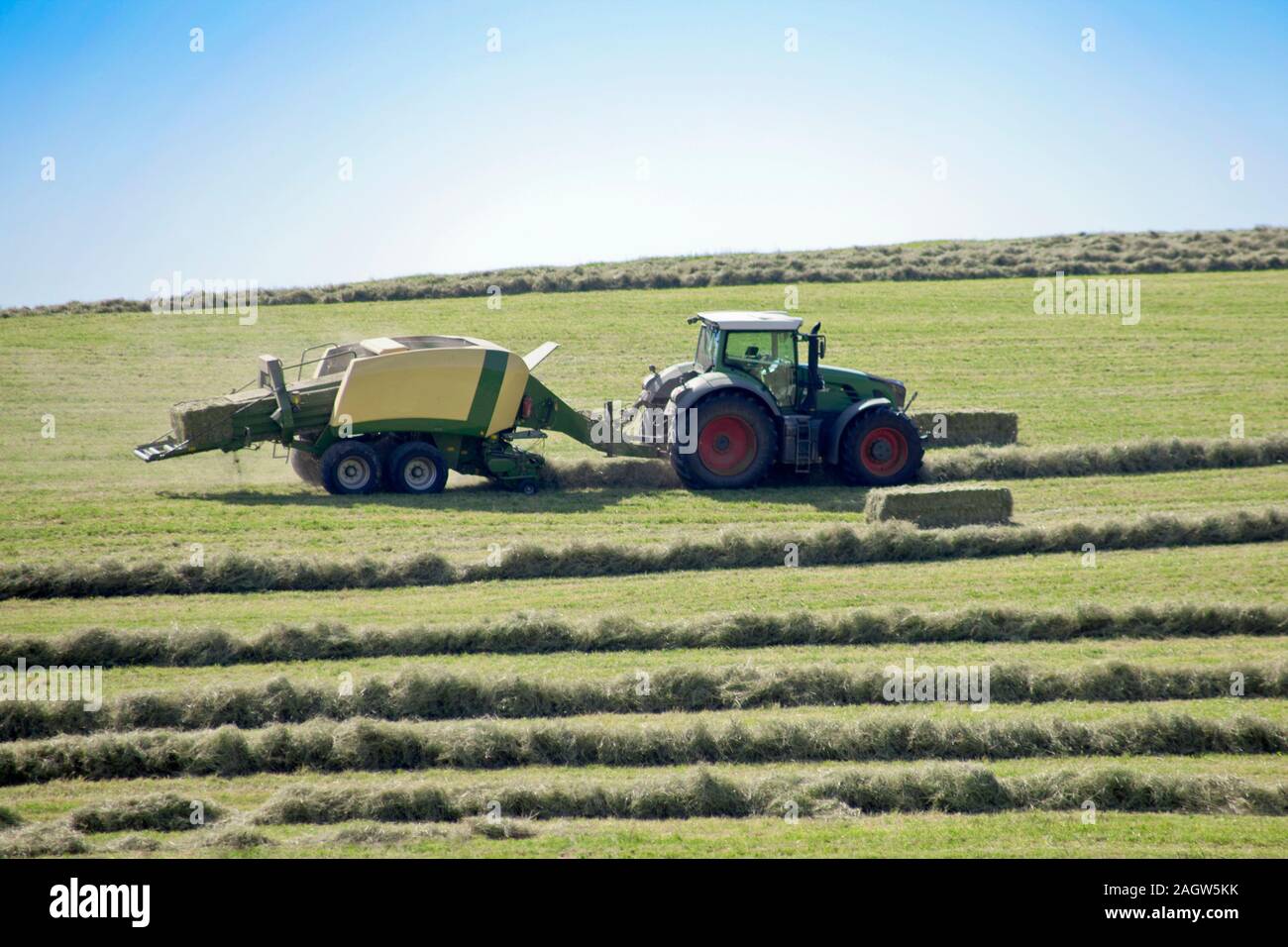 Hay press hi-res stock photography and images - Alamy