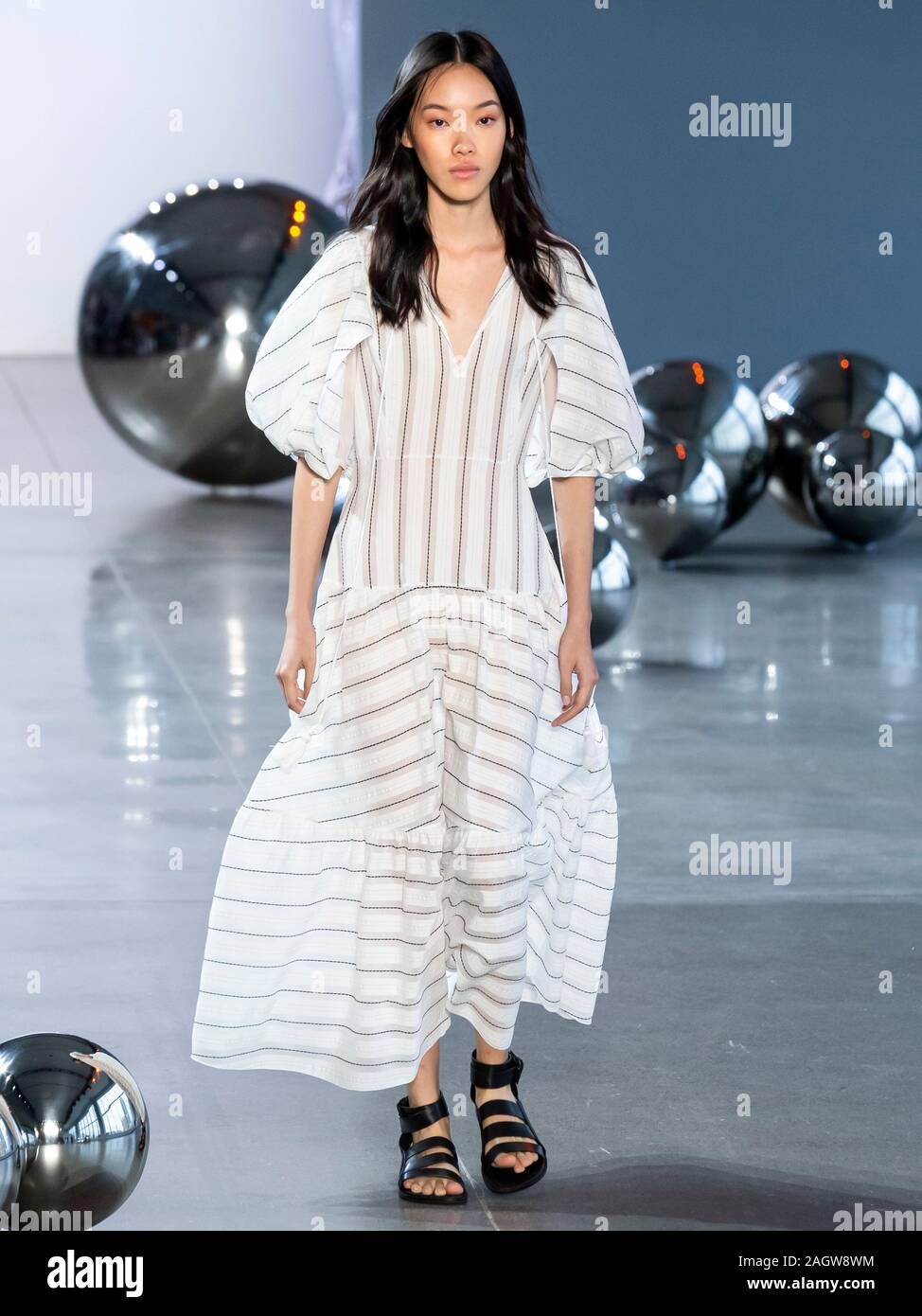 Layla fashion hi-res stock photography and images - Alamy