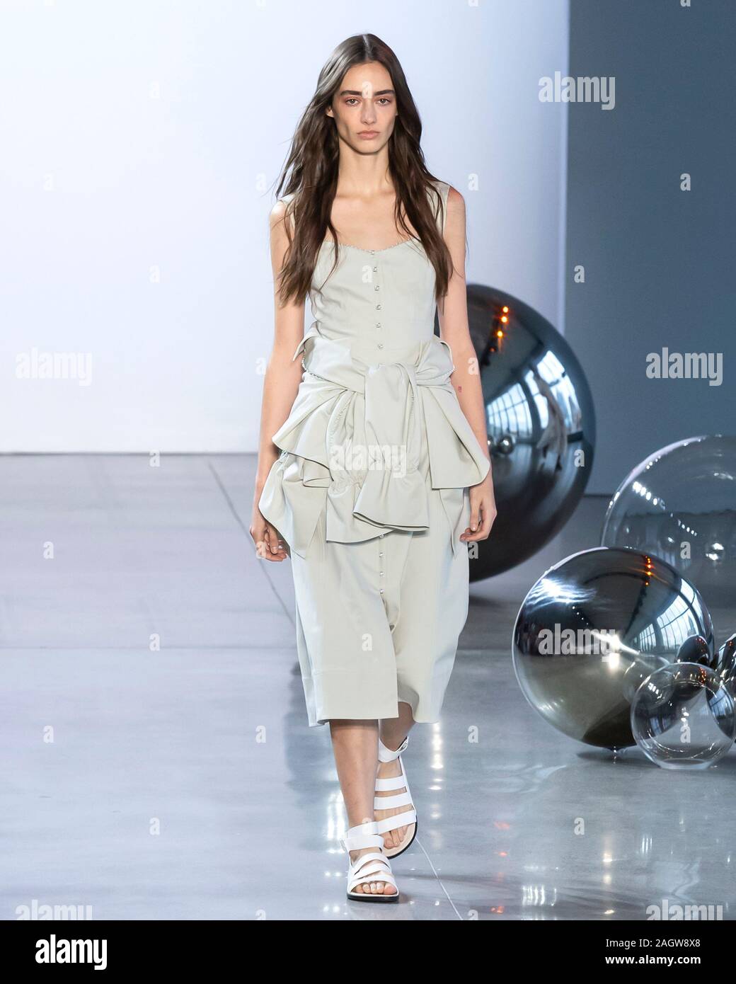 New York, NY - Sept 10, 2019: Amanda Googe walks the runway at the Noon ...