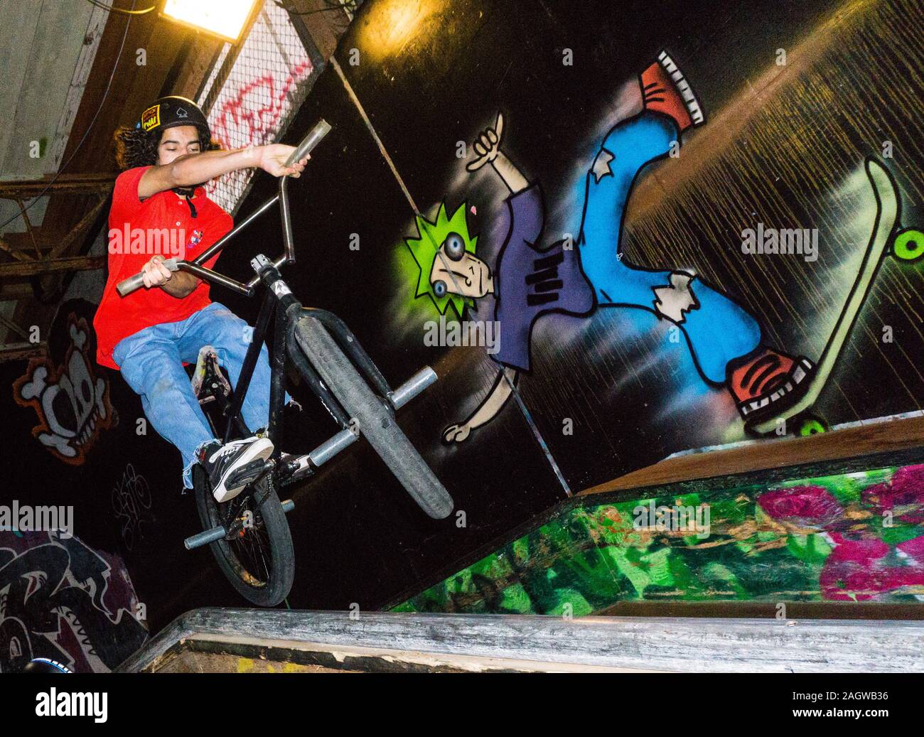 Indoor skate park hi-res stock photography and images - Alamy