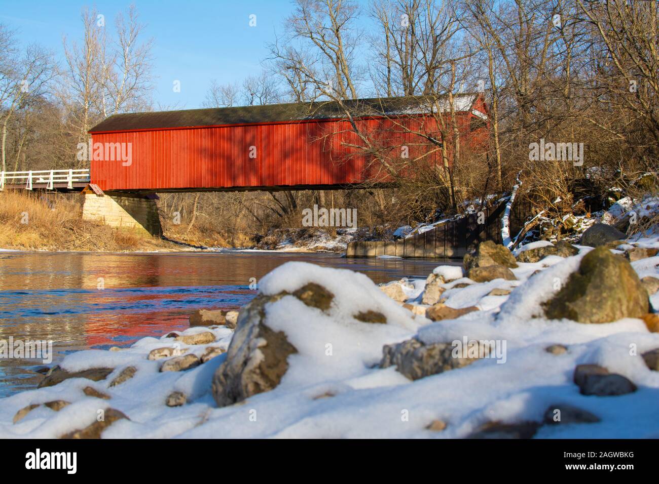 Red covered bridge princeton hi-res stock photography and images - Alamy