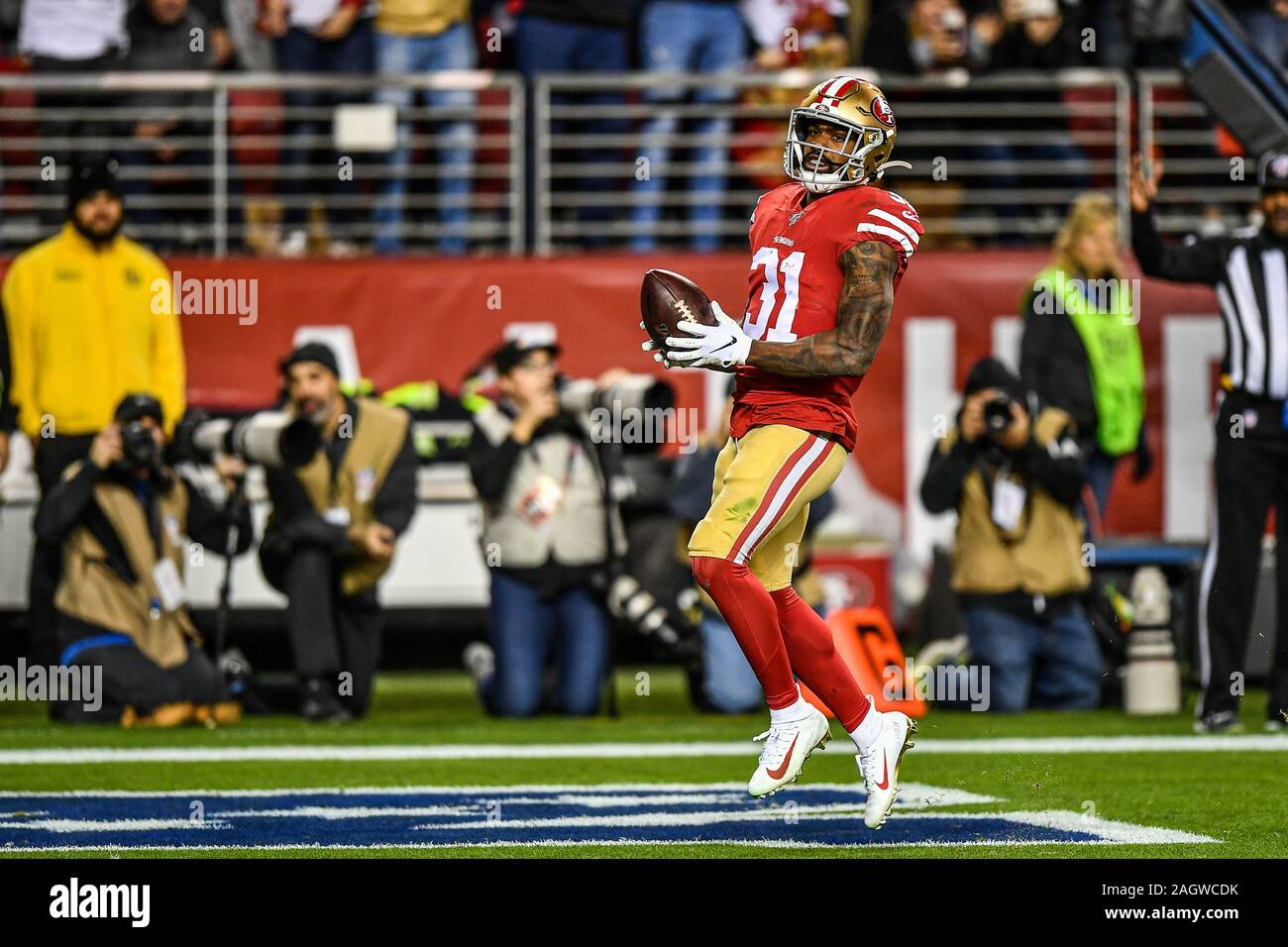 Santa Clara, California, USA. 21st Dec, 2019. San Francisco 49ers ...