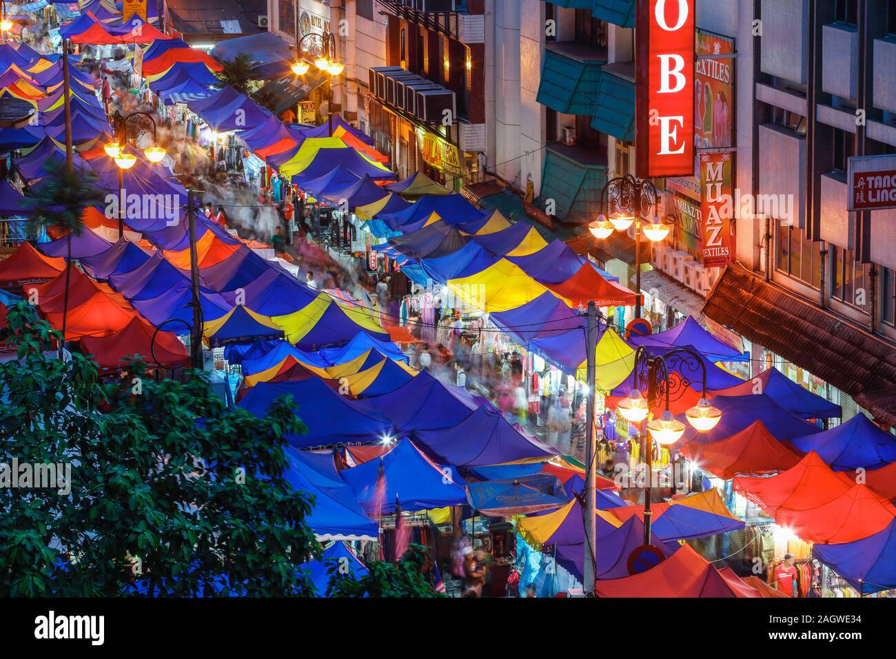 Asean night bazaar hi-res stock photography and images - Alamy