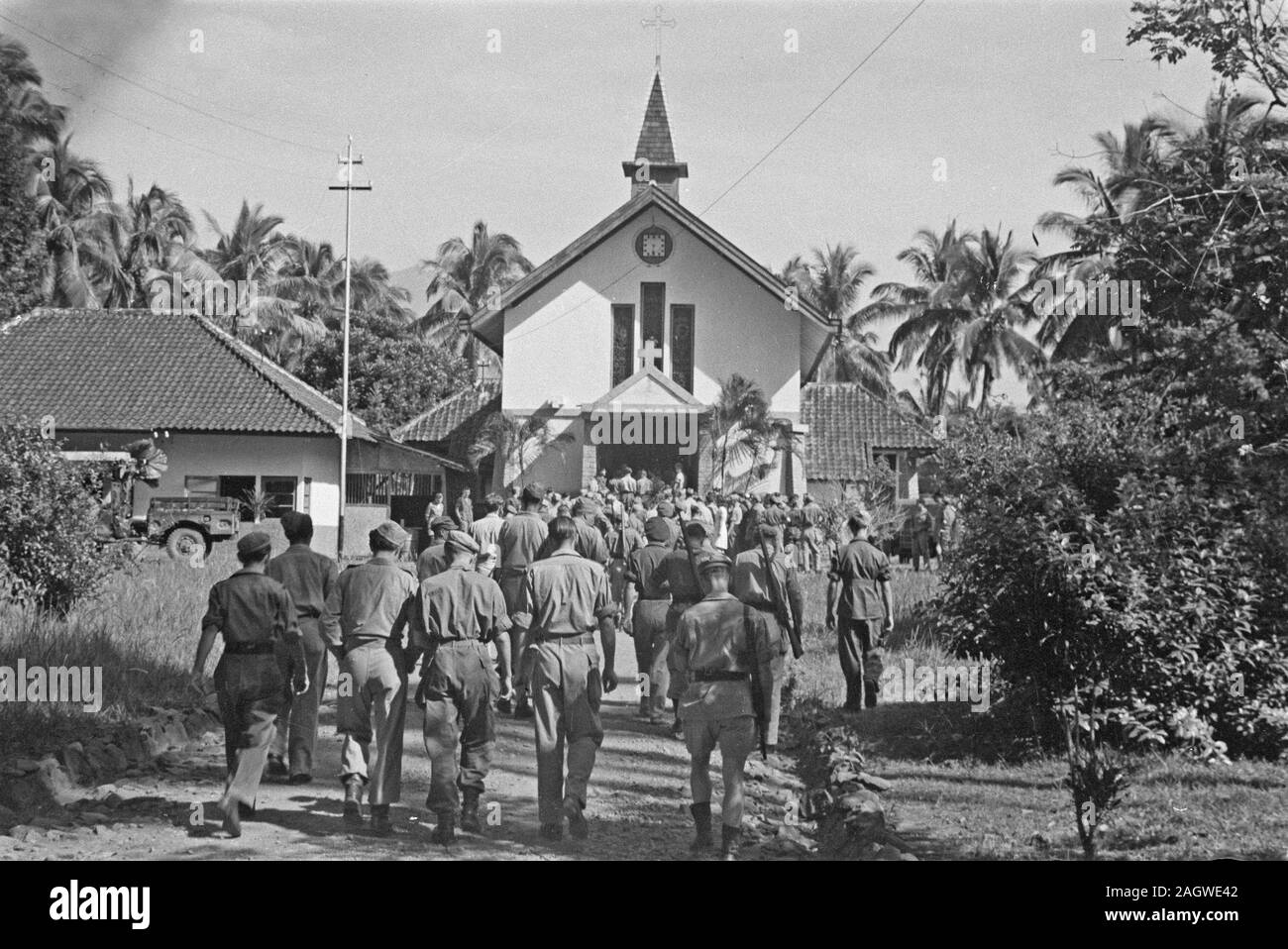 Roman catholic soldiers on way to church hi-res stock photography and ...