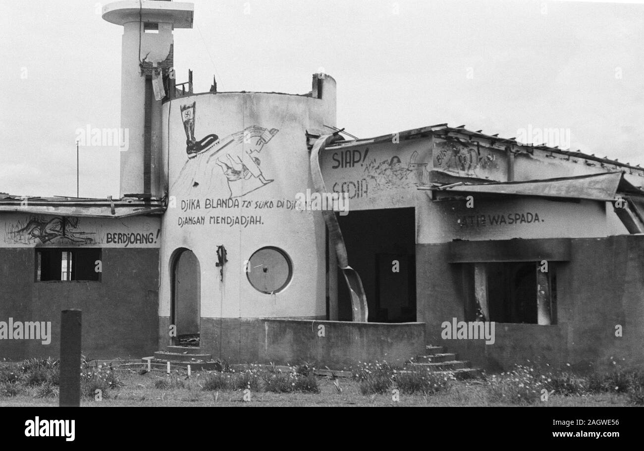 Burnt out building hi-res stock photography and images - Alamy