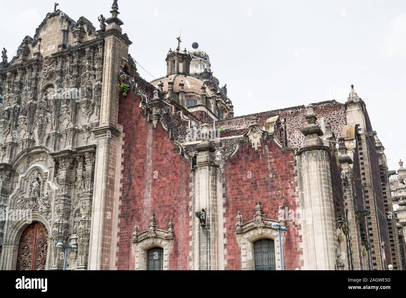 Mexico City Metropolitan Cathedral, the oldest and largest cathedral in ...