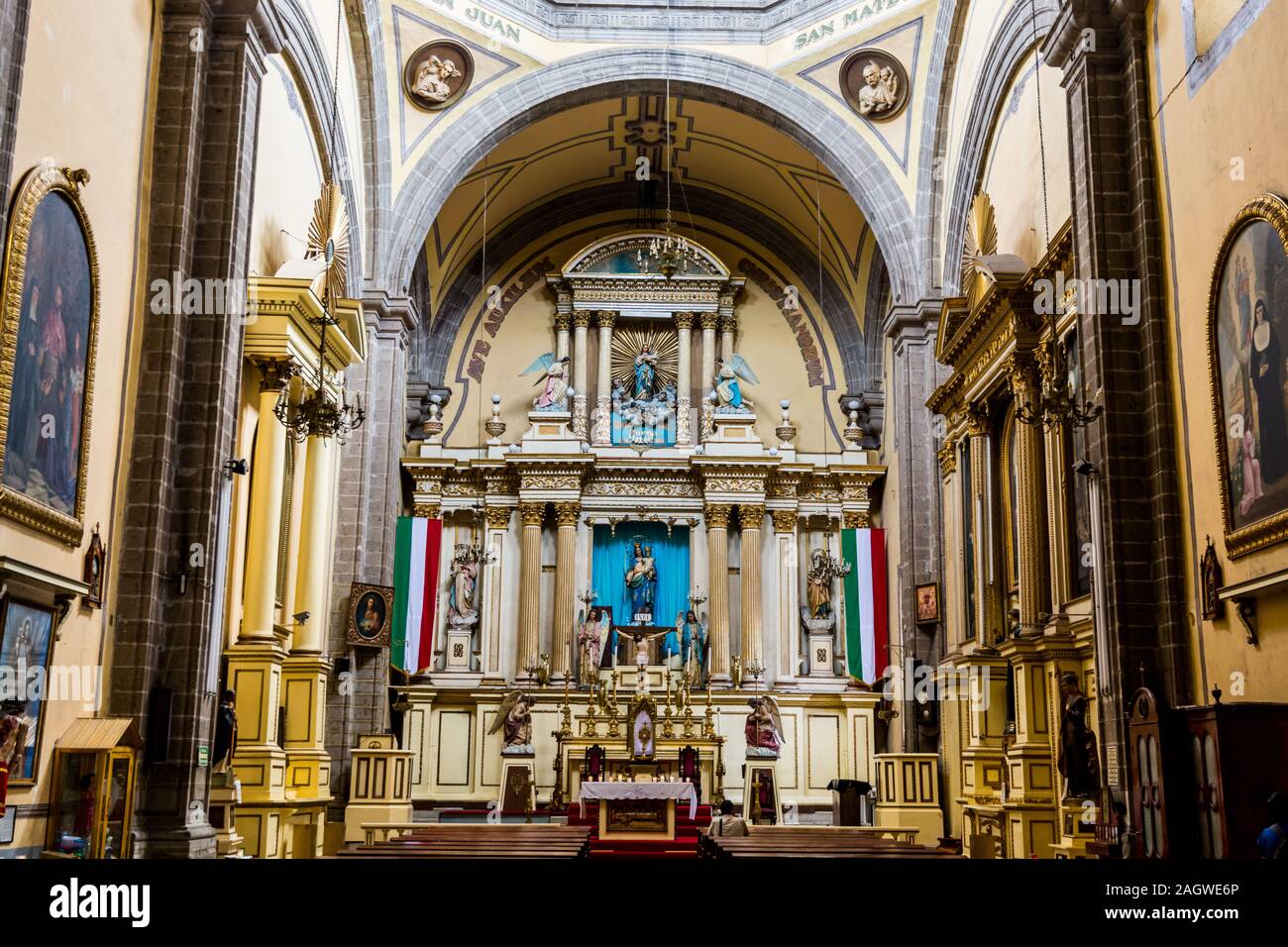 Mexico city cathedral interiors hi-res stock photography and images - Alamy