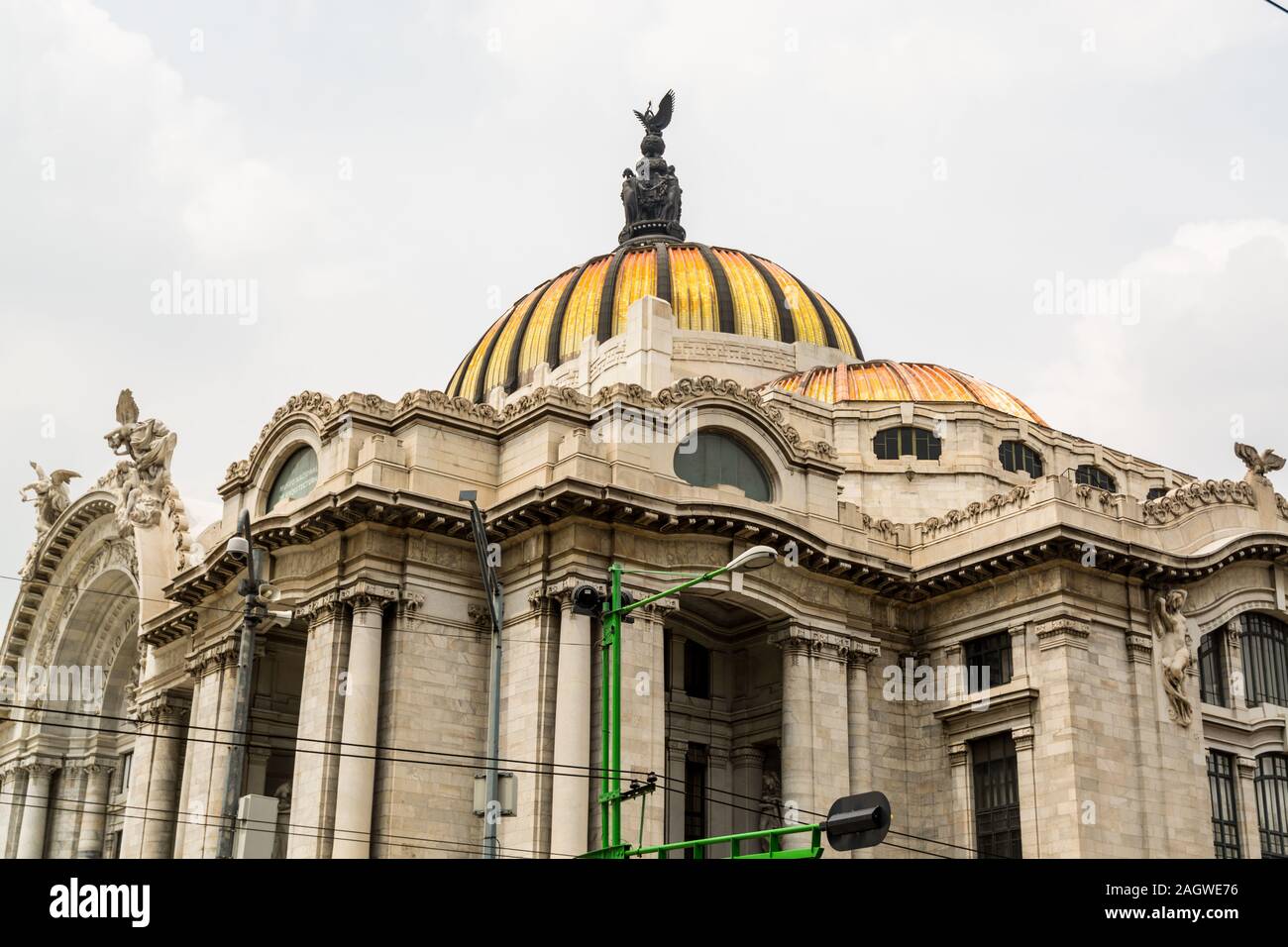 The building of Palacio de Bellas Artes, a prominent cultural center in ...