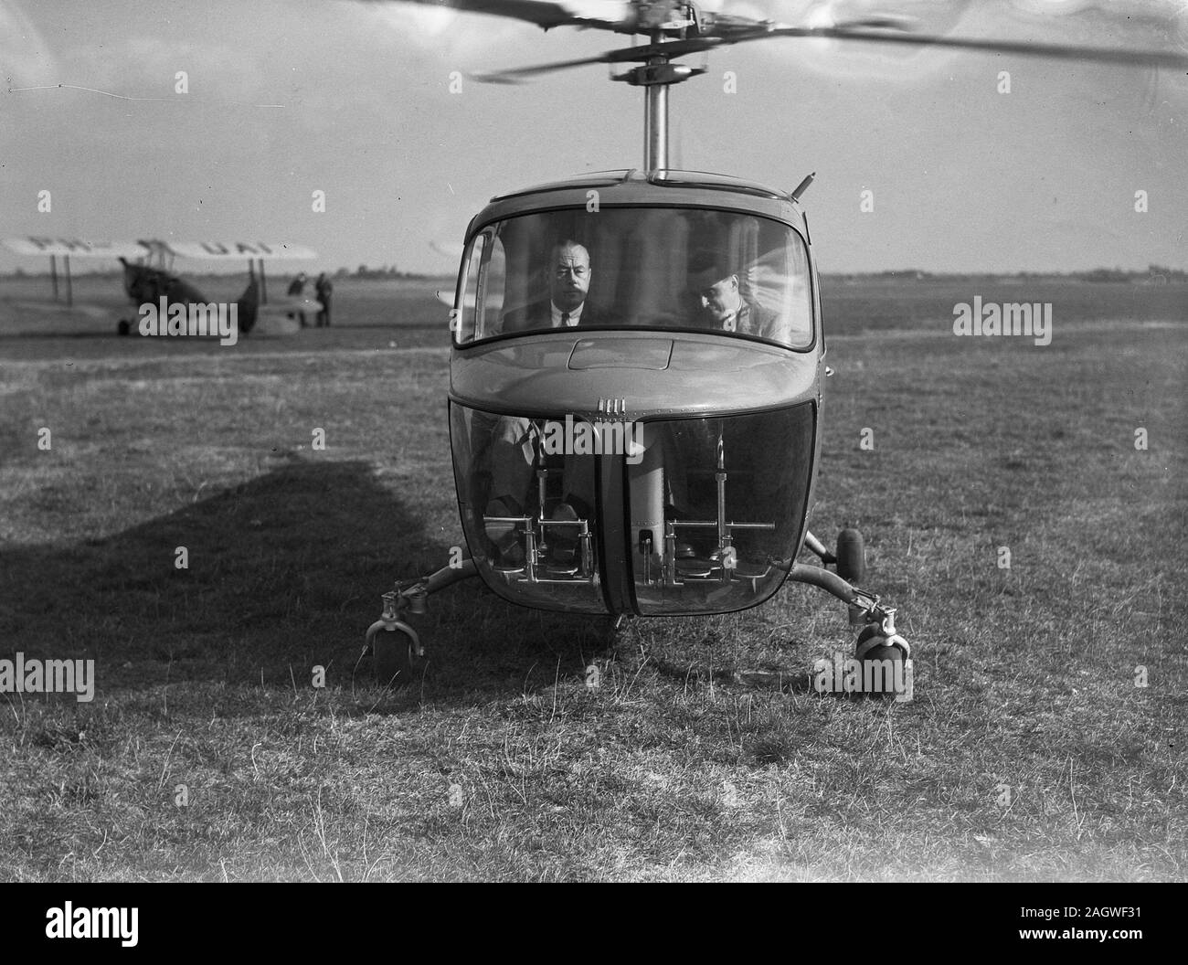 Vintage Helicopters High Resolution Stock Photography and Images - Alamy