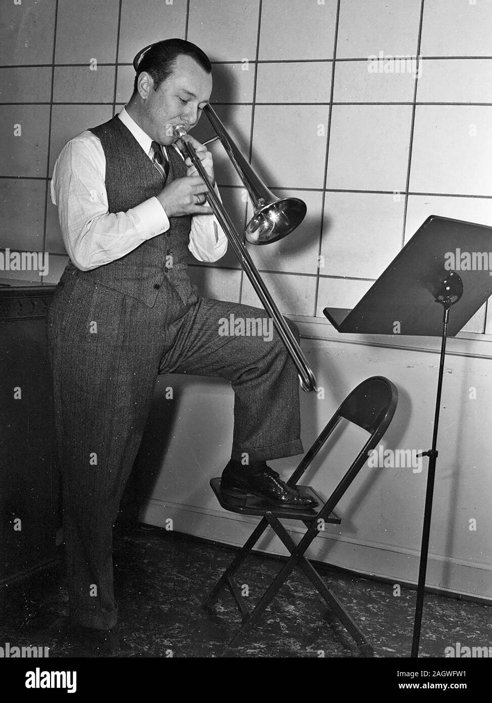 Toby tyler hi-res stock photography and images - Alamy