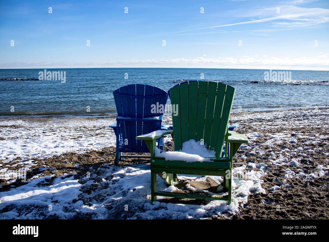 Lake beach photos hi-res stock photography and images - Alamy