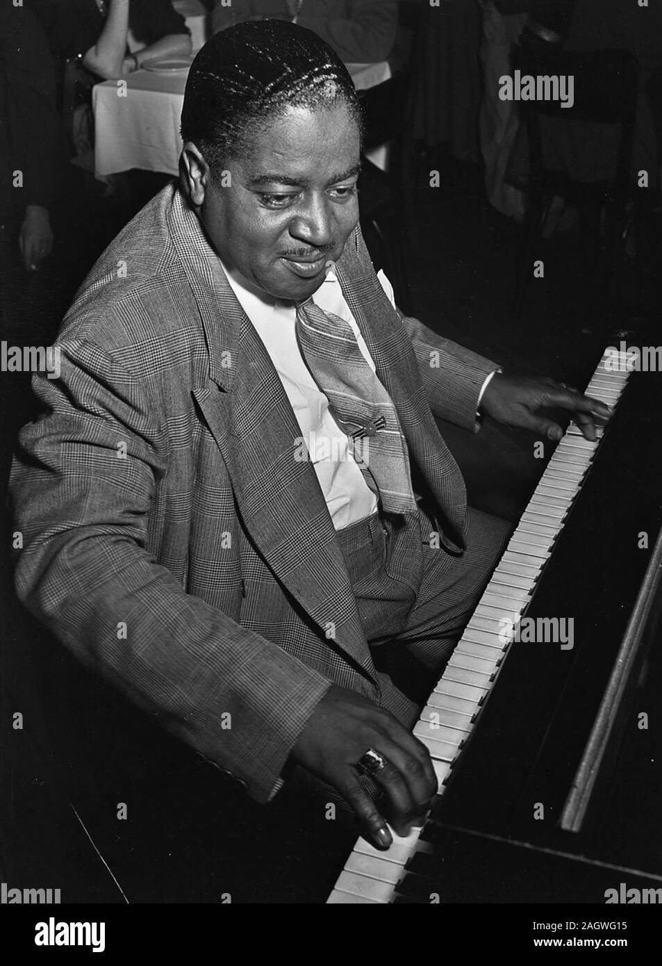 1940s jazz piano hi-res stock photography and images - Alamy