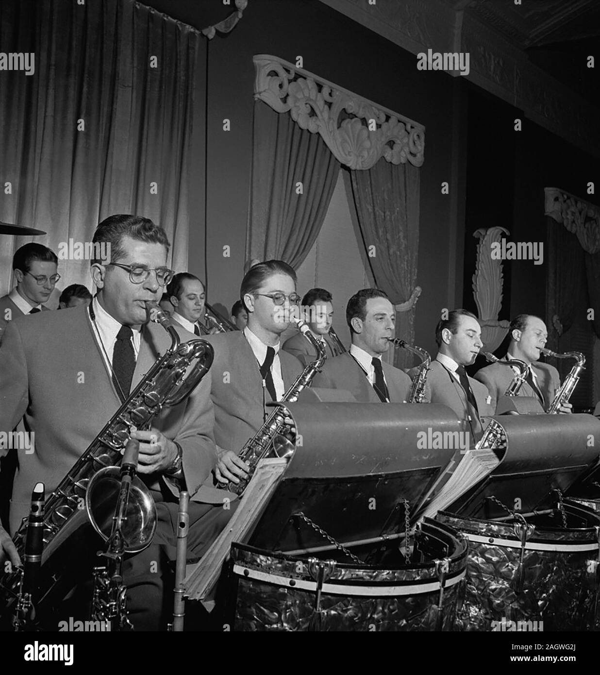 Robert dean kincaide hi-res stock photography and images - Alamy