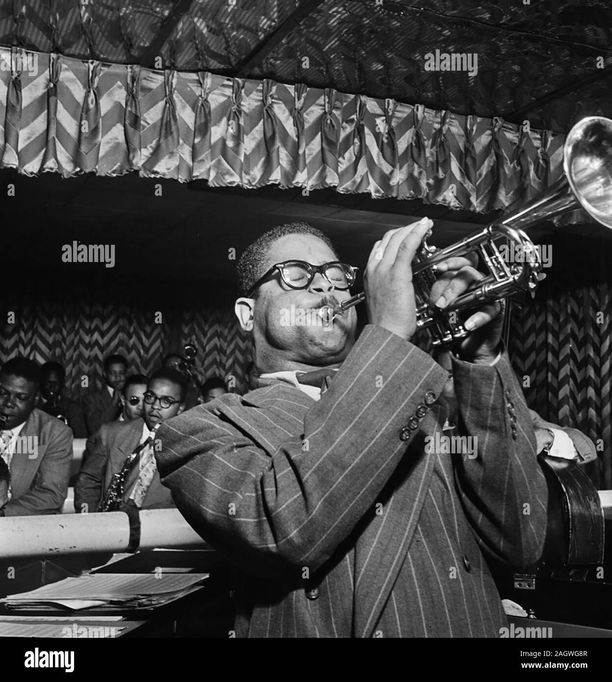 Lewis davis hi-res stock photography and images - Alamy