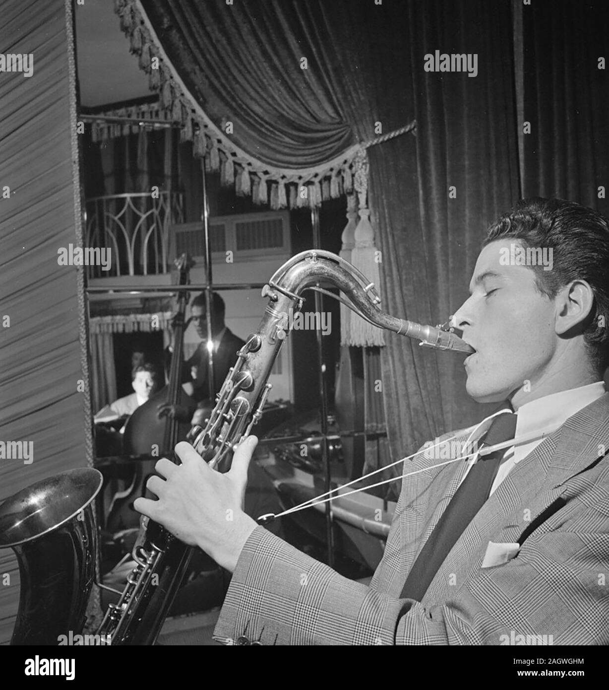 Jazz club 1940s hi-res stock photography and images - Alamy