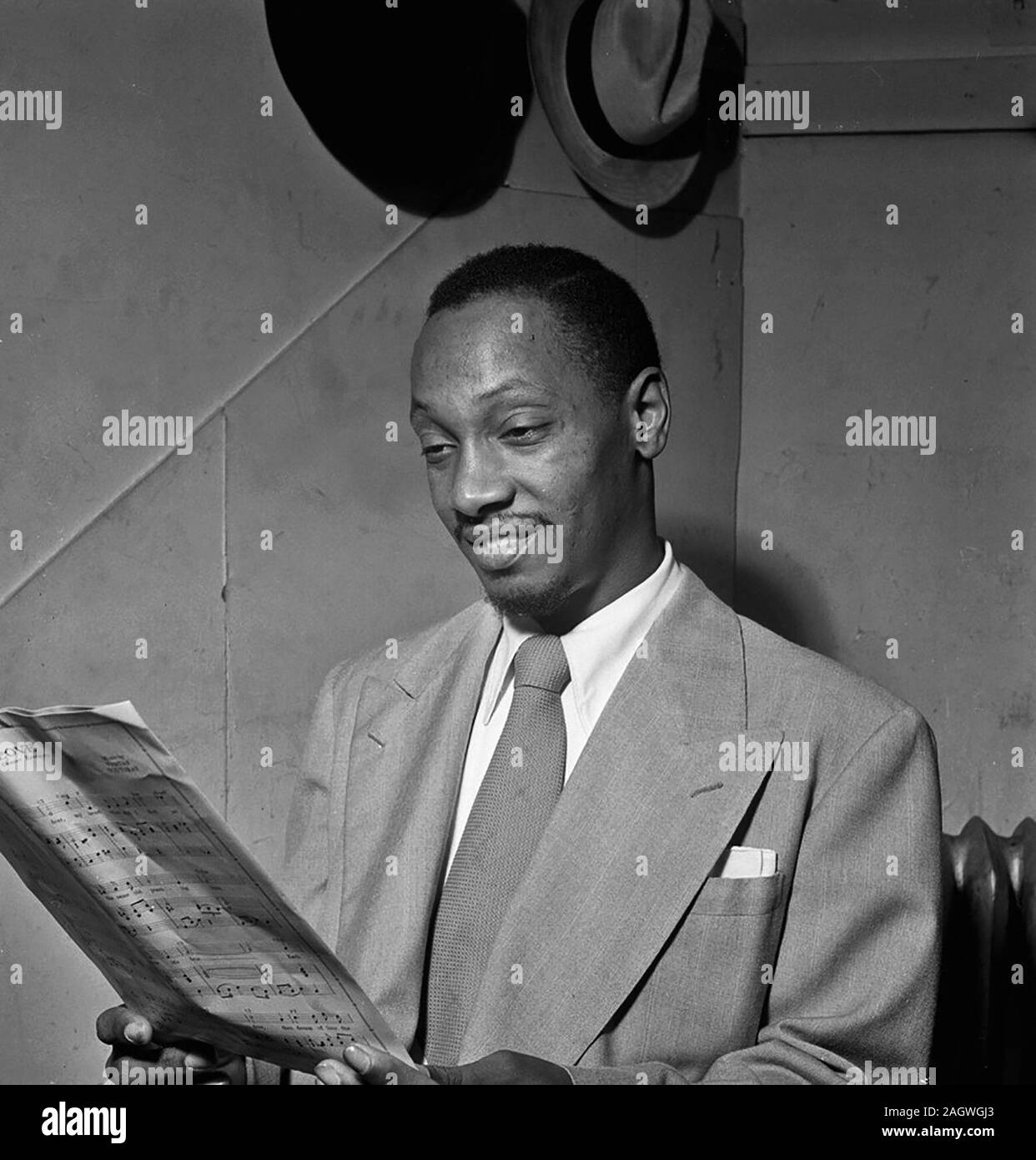 Portrait of Tadd Dameron, New York, N.Y.(?), ca. Sept. 1947 Stock Photo ...