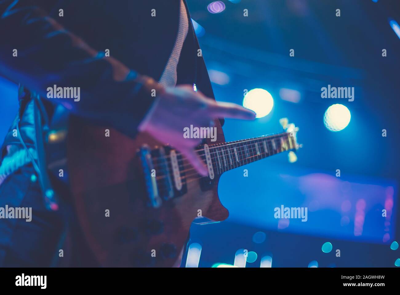 Male musician sings plays hi-res stock photography and images - Alamy