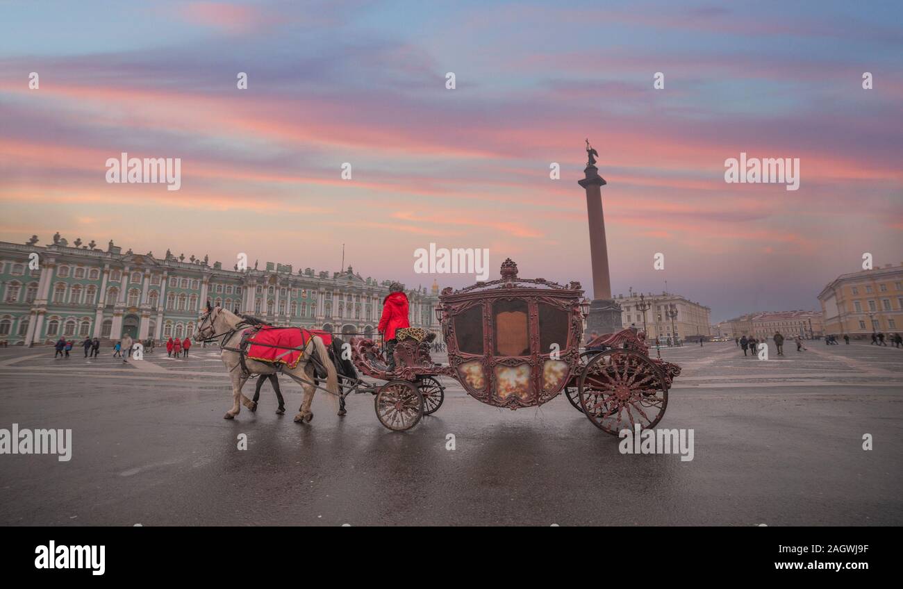 Traditional russian carriage hi-res stock photography and images - Alamy