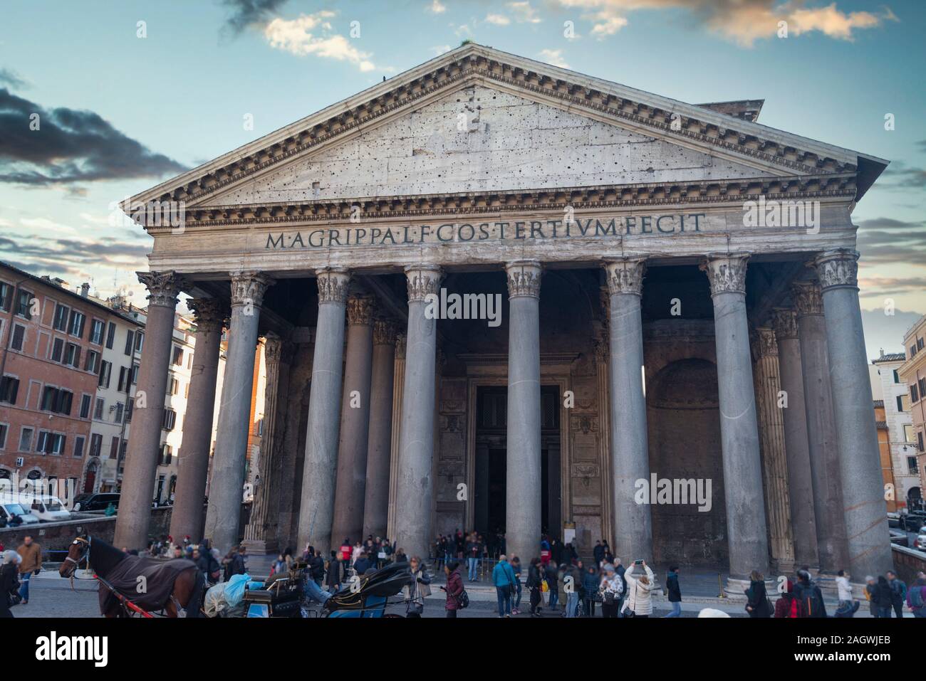 Gods of rome hi-res stock photography and images - Alamy