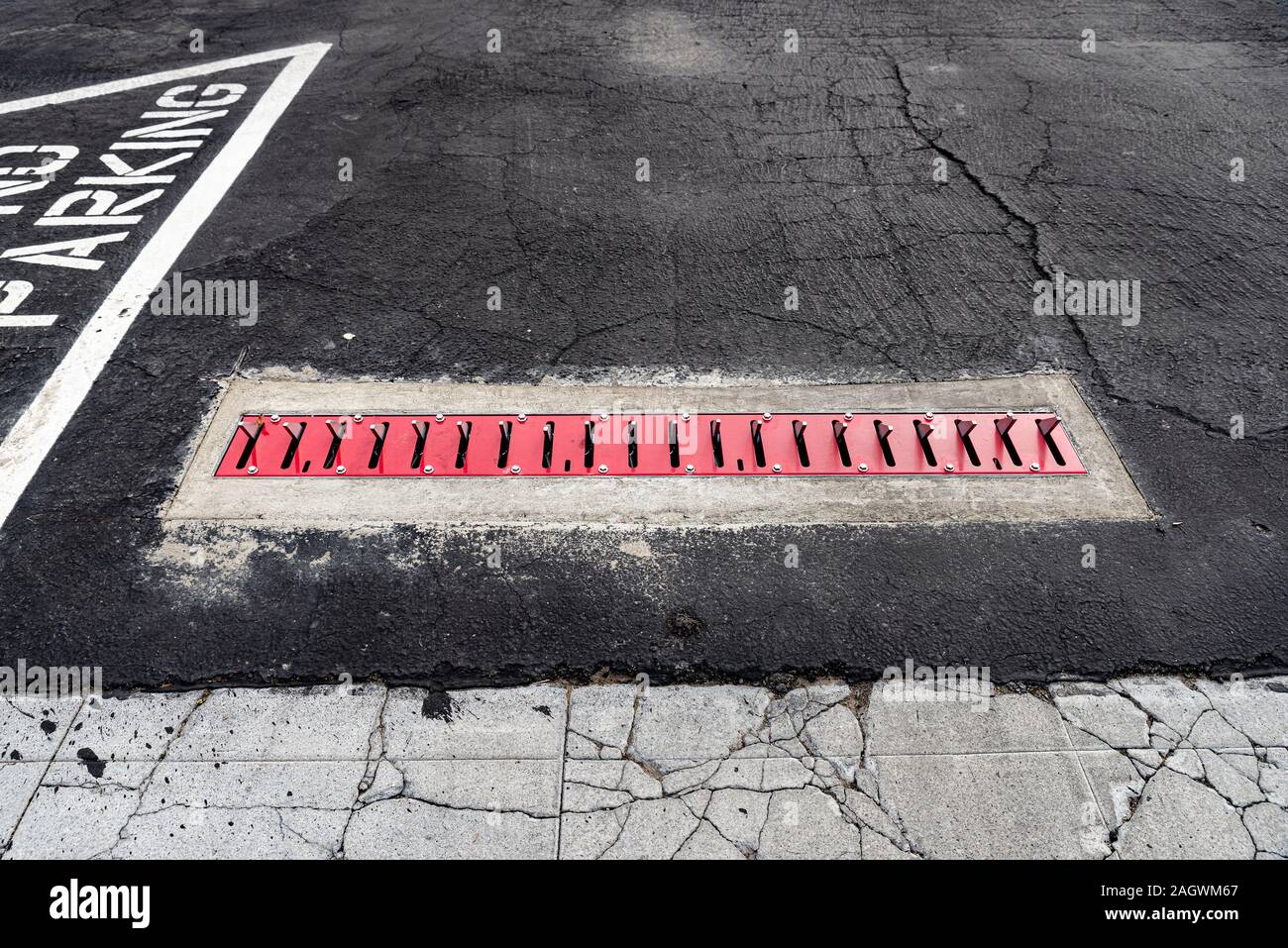 Traffic spikes hi-res stock photography and images - Alamy