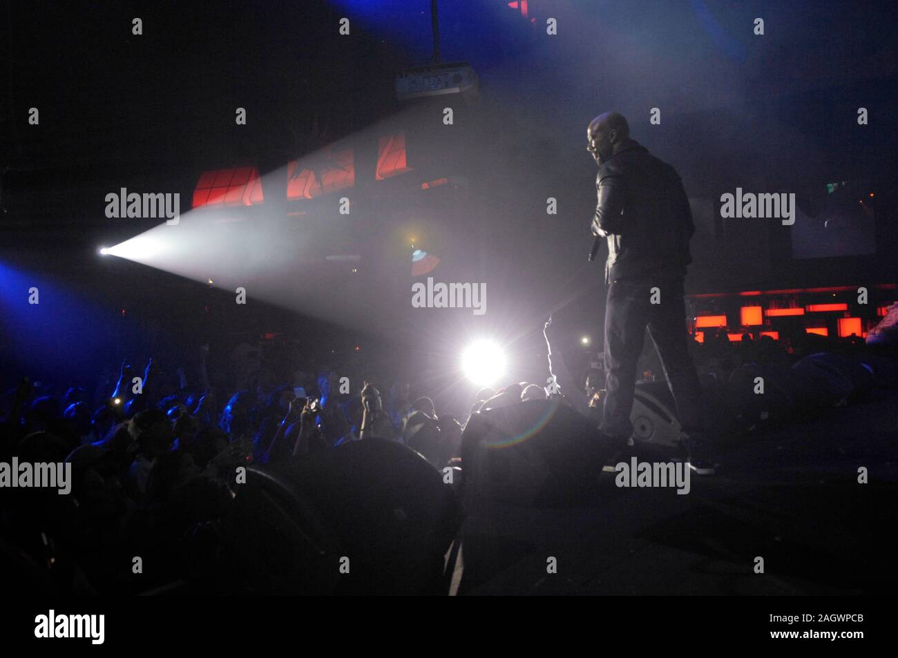 Concert rapper hi-res stock photography and images - Alamy