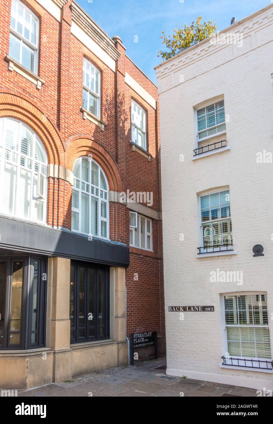 Back lane hi-res stock photography and images - Alamy