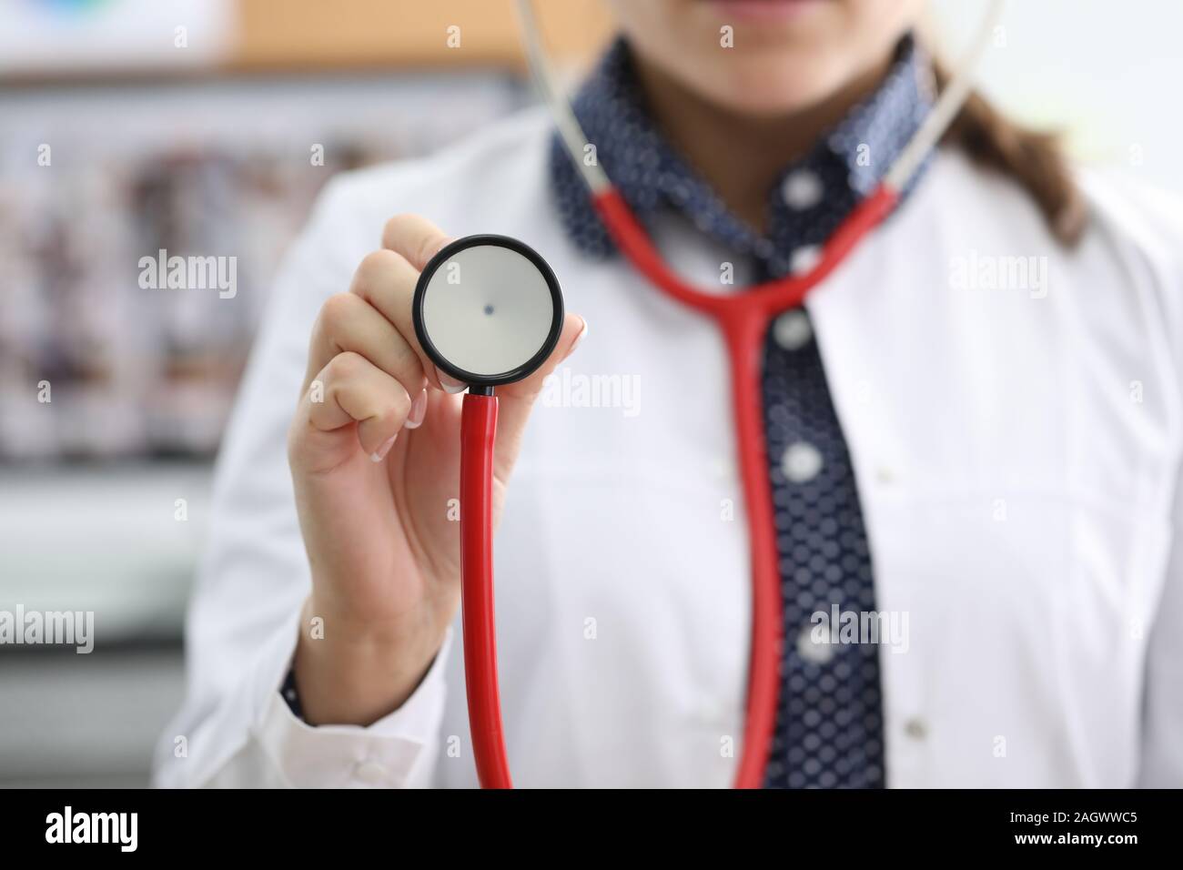 Physical examine hi-res stock photography and images - Alamy